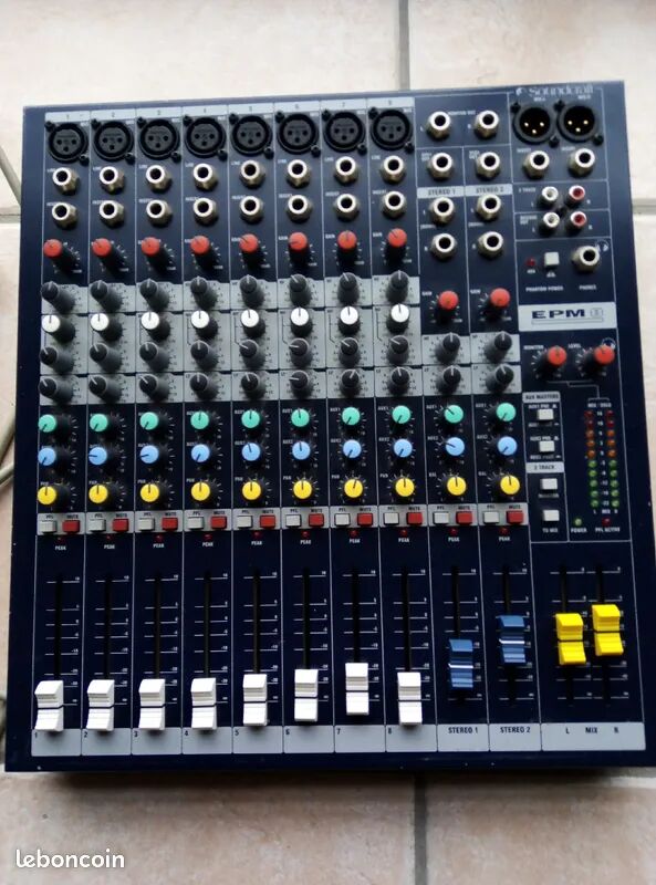 EPM8 - Soundcraft EPM8 - Audiofanzine