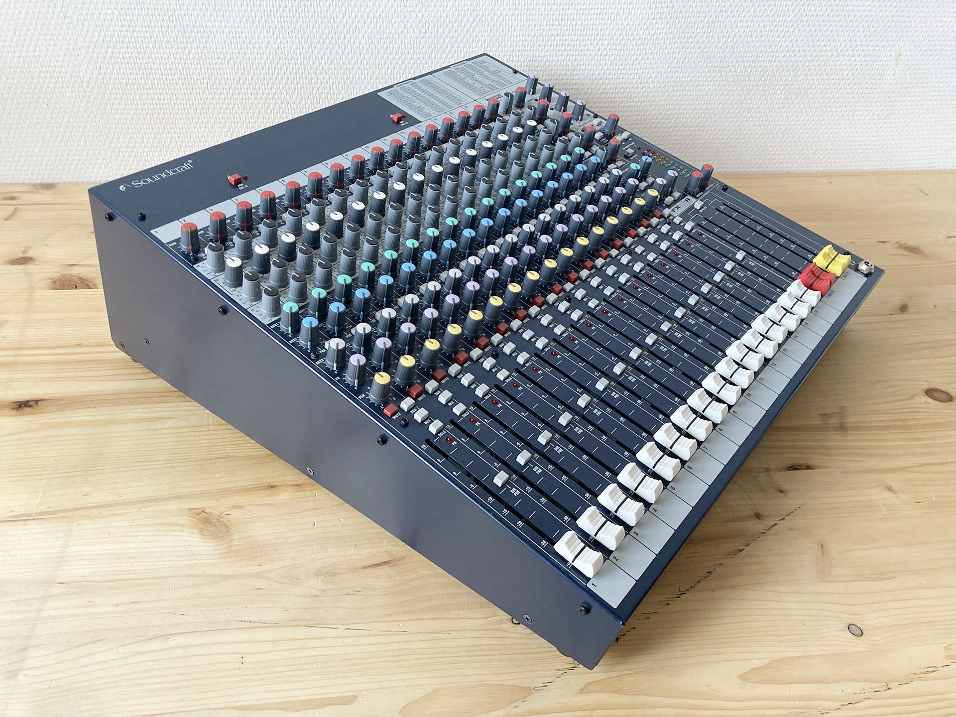 FX16II - Soundcraft FX16II - Audiofanzine