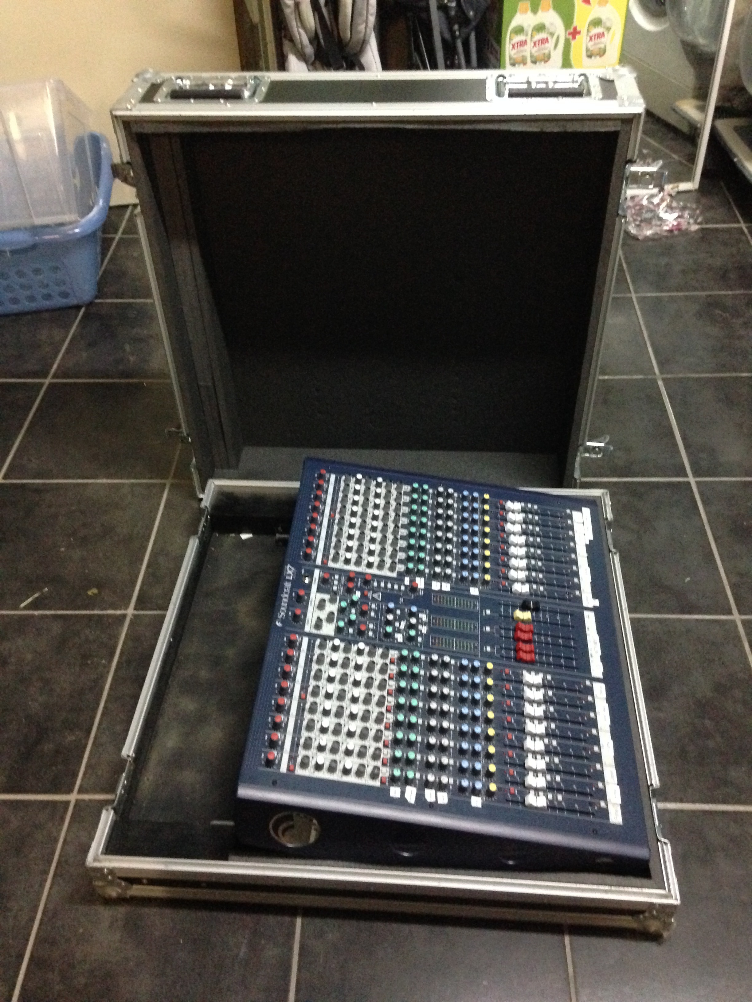 Photo Soundcraft LX7ii 16 : Soundcraft LX7ii 16 (2621) (#1489922 ...