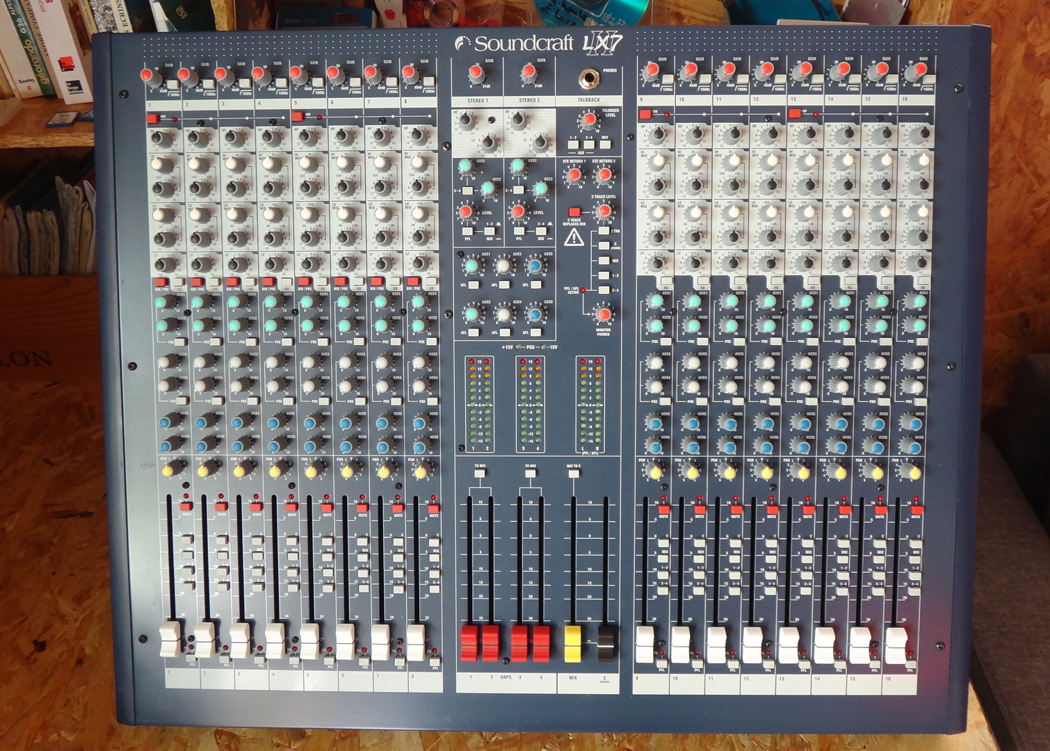 Soundcraft LX7ii 16 image (#751028) - Audiofanzine