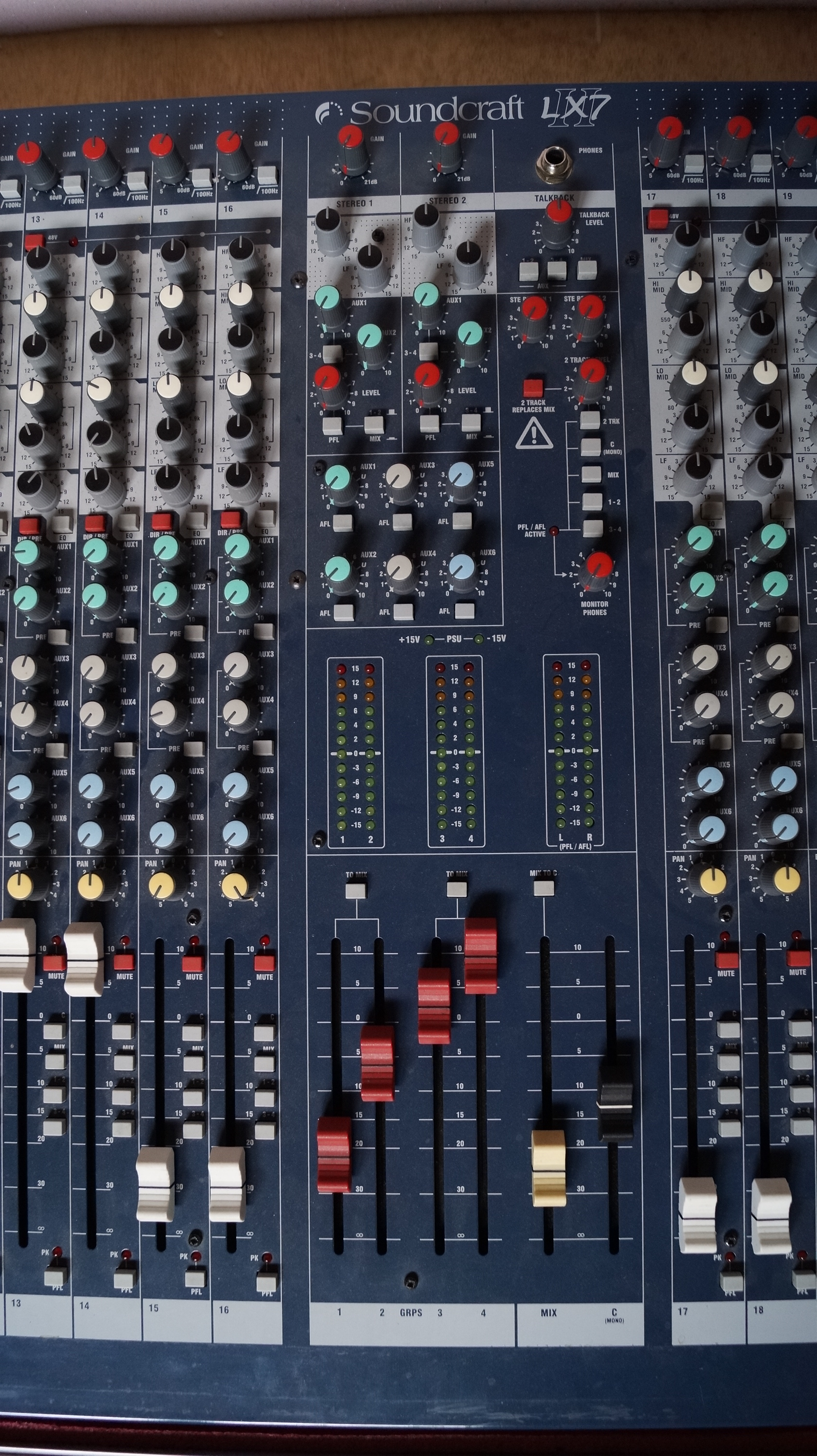 LX7ii 24 - Soundcraft LX7ii 24 - Audiofanzine