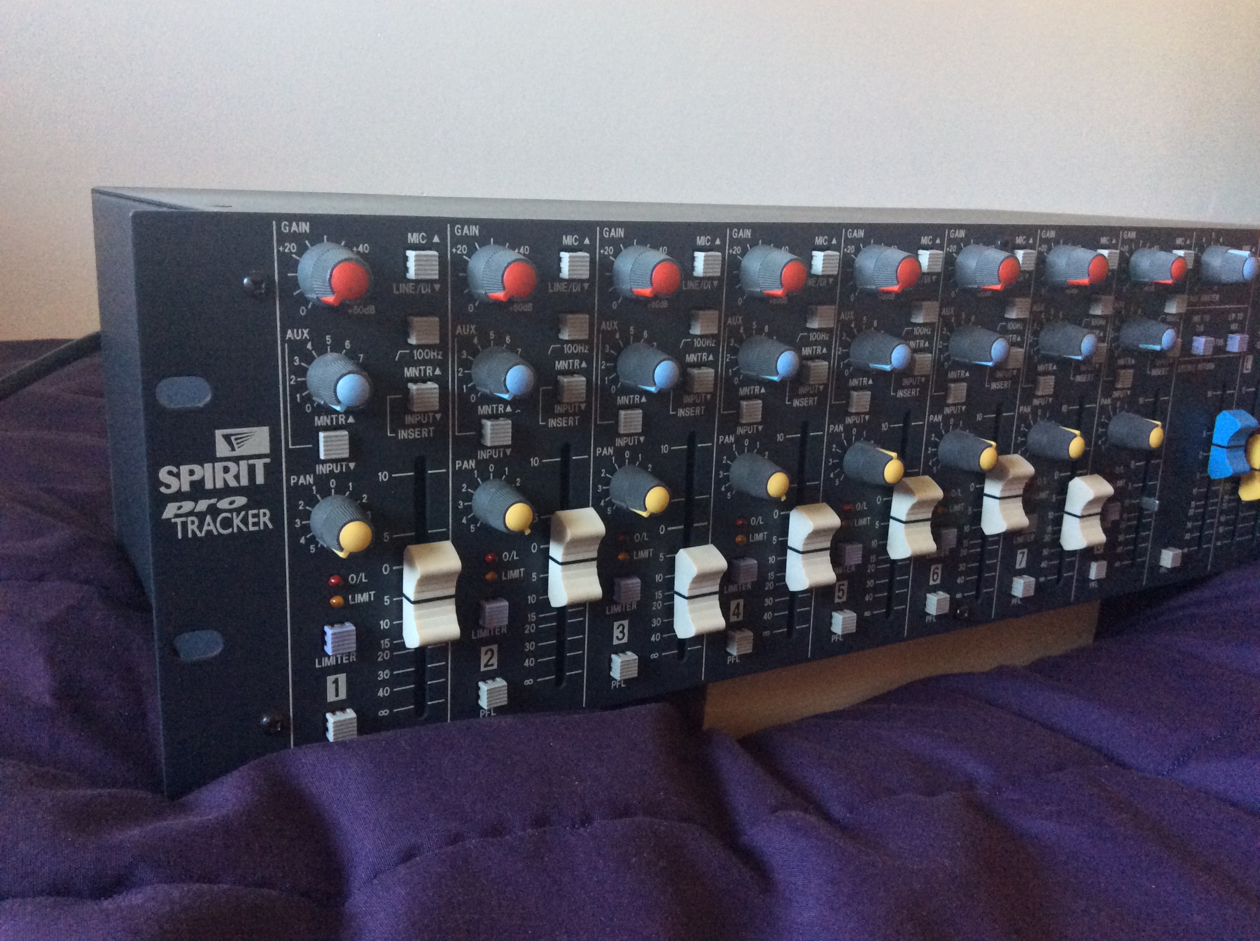 ProTracker - Soundcraft ProTracker - Audiofanzine