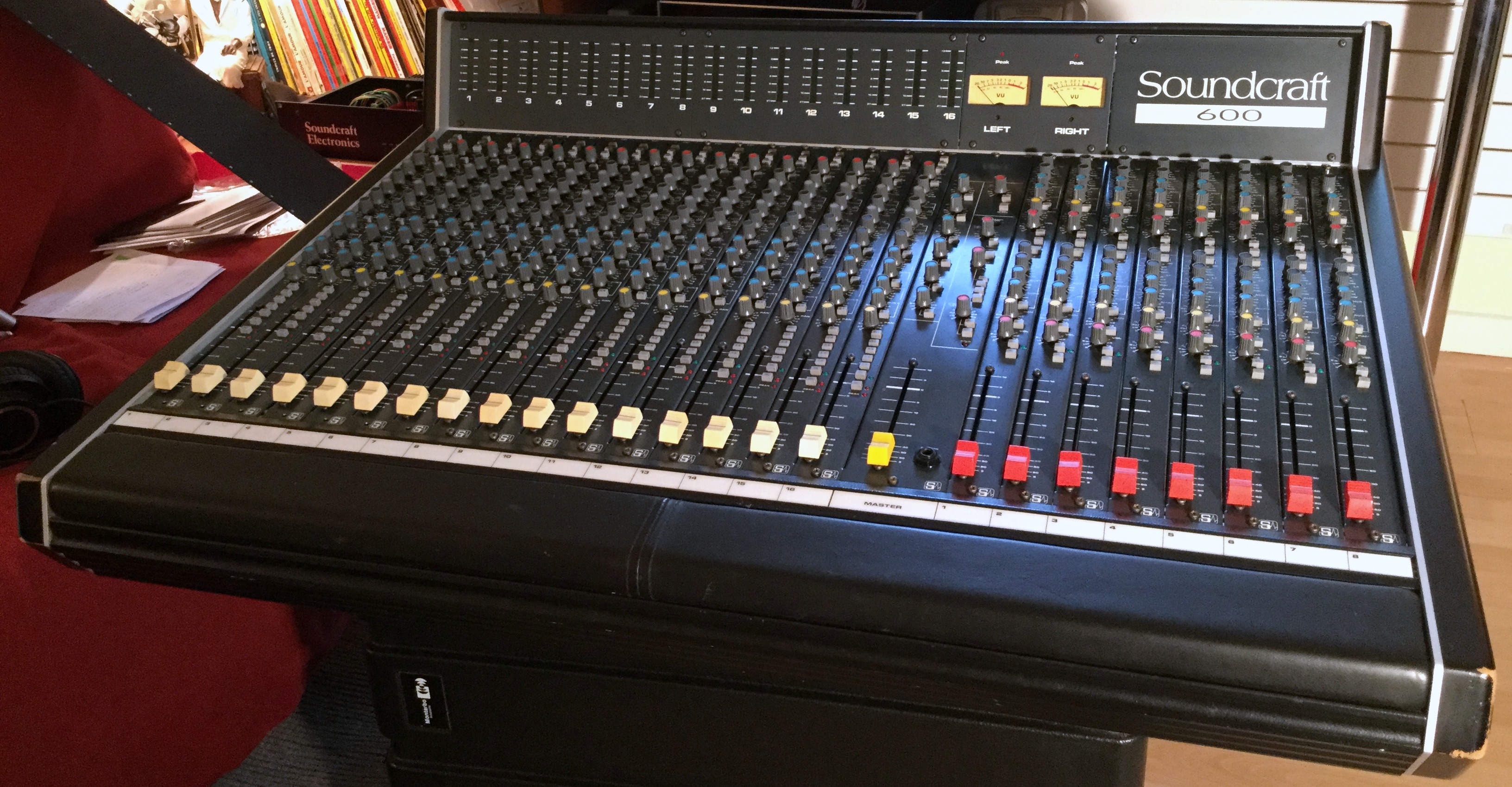 Soundcraft Series 600 image (#1410583) - Audiofanzine