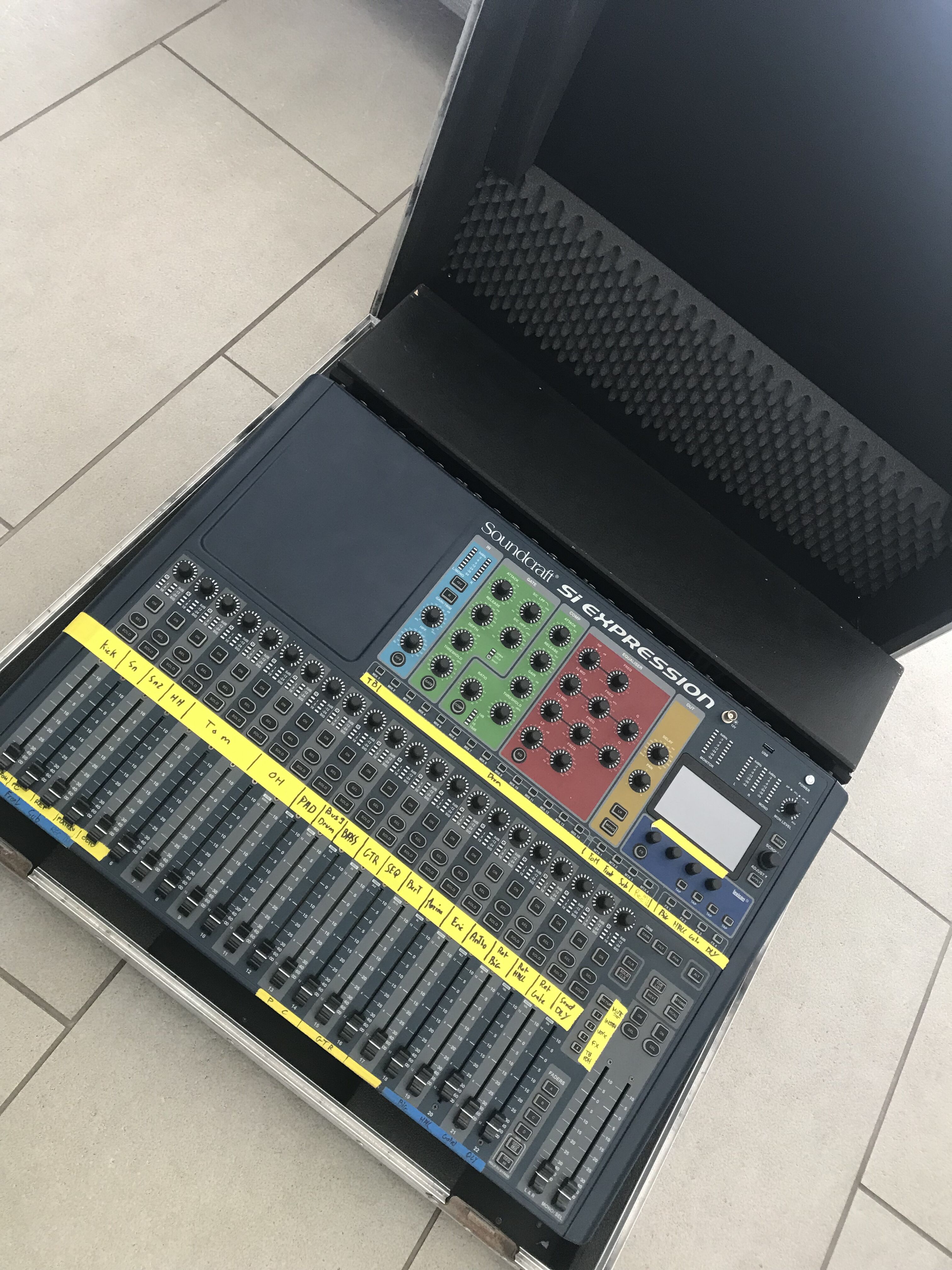 Si Expression 2 - Soundcraft Si Expression 2 - Audiofanzine