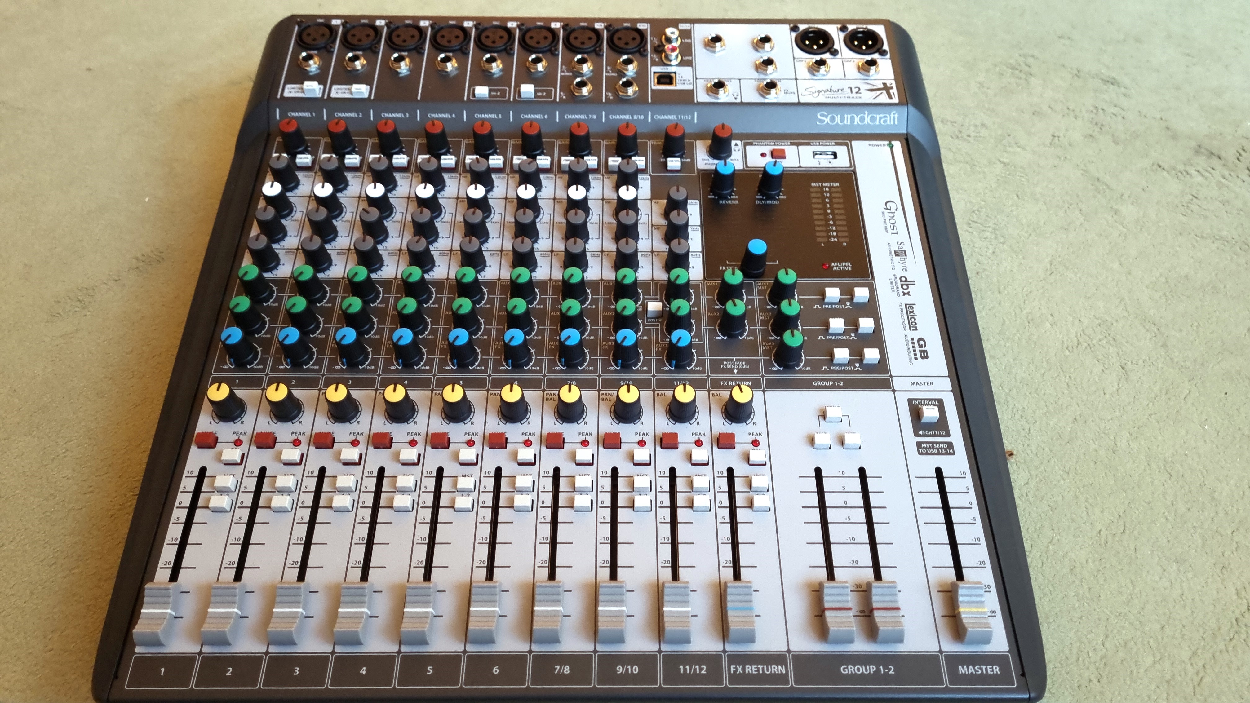 Signature 12 MTK - Soundcraft Signature 12 MTK - Audiofanzine