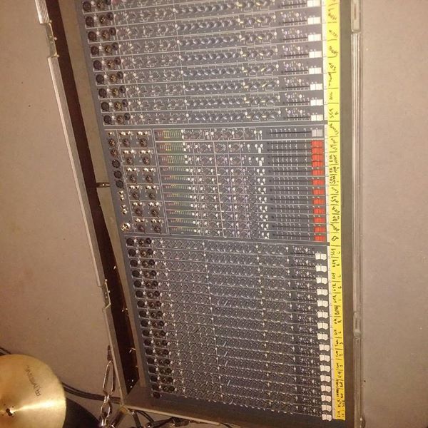 SPIRIT MONITOR 2 - Soundcraft Spirit Monitor 2 - Audiofanzine