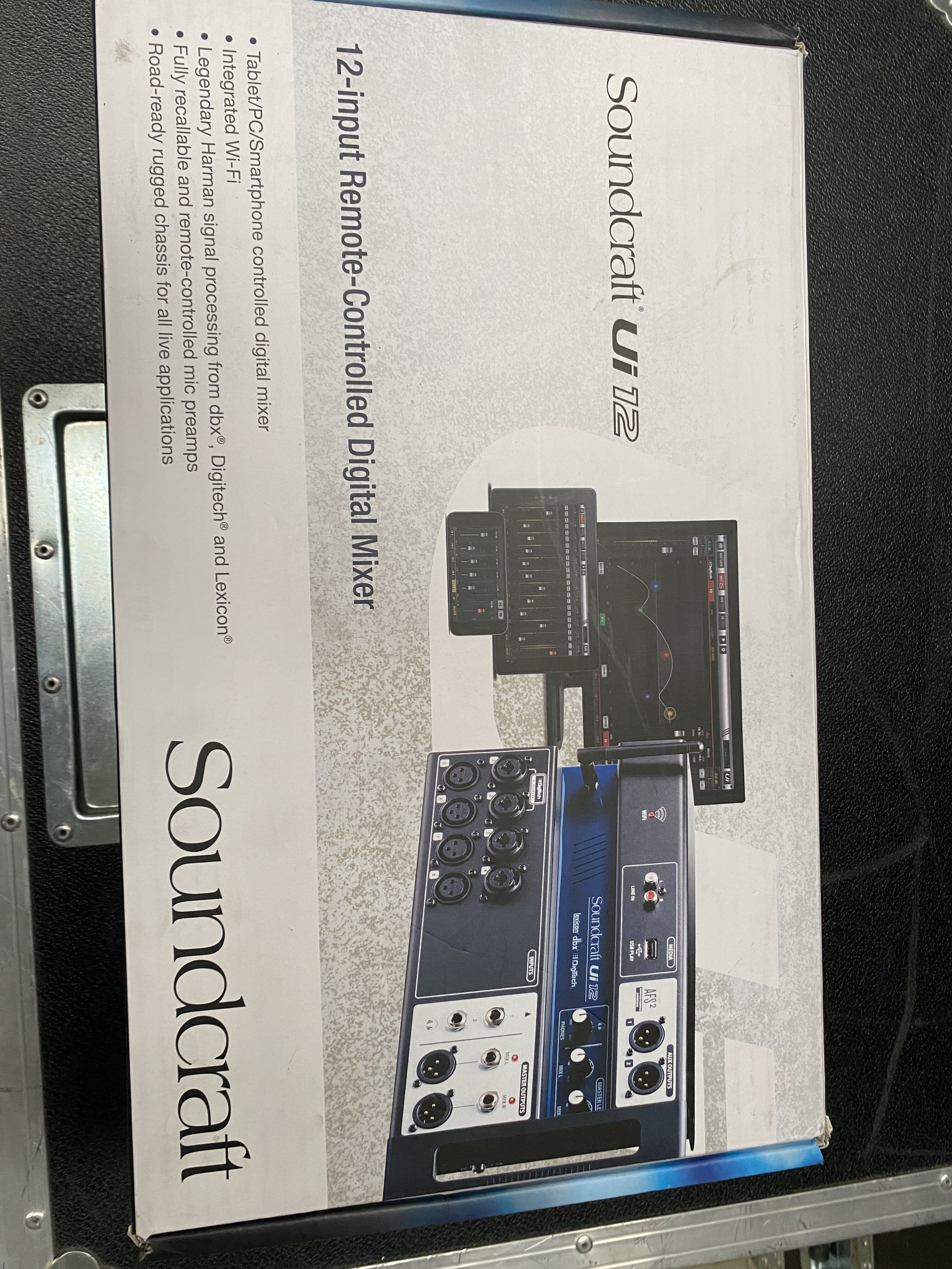 Ui 12 - Soundcraft Ui 12 - Audiofanzine