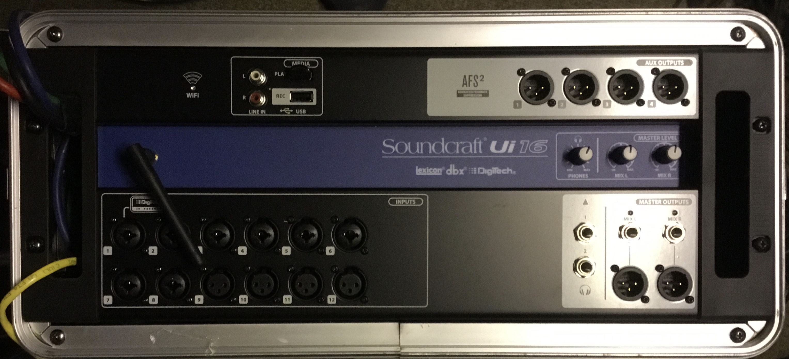 Ui 16 - Soundcraft Ui 16 - Audiofanzine