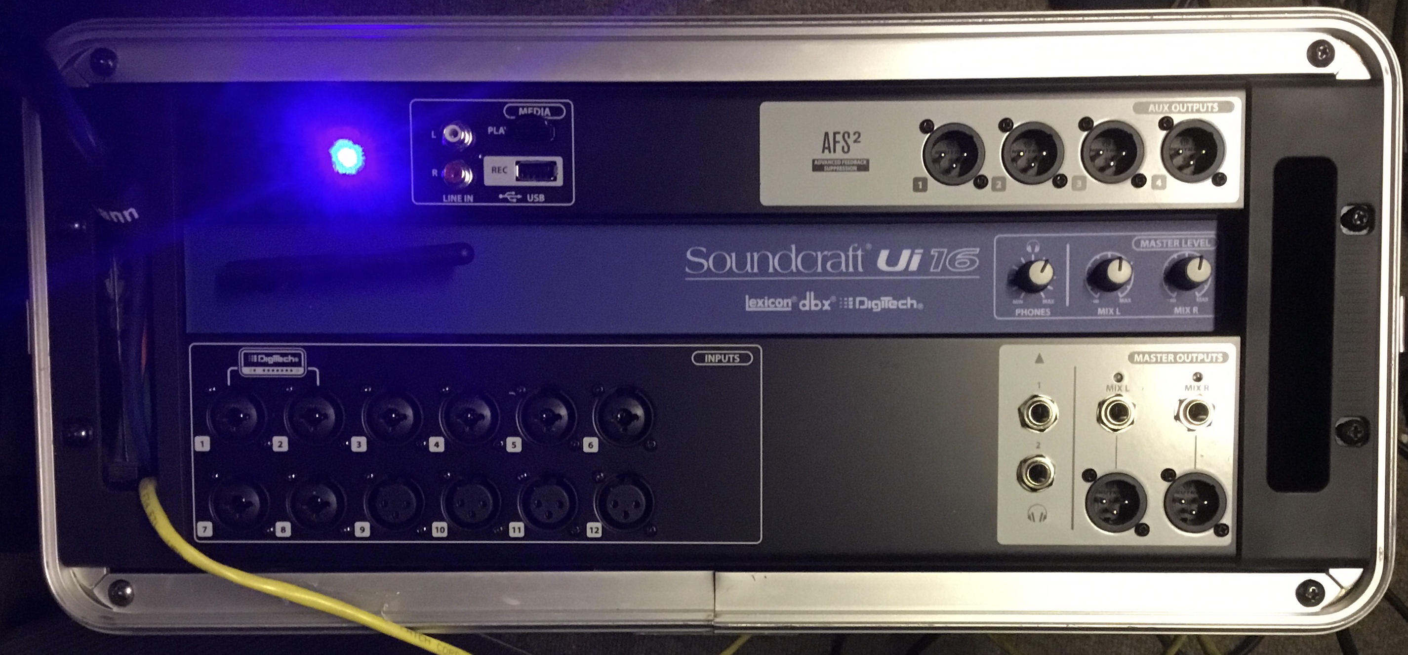 Ui 16 - Soundcraft Ui 16 - Audiofanzine