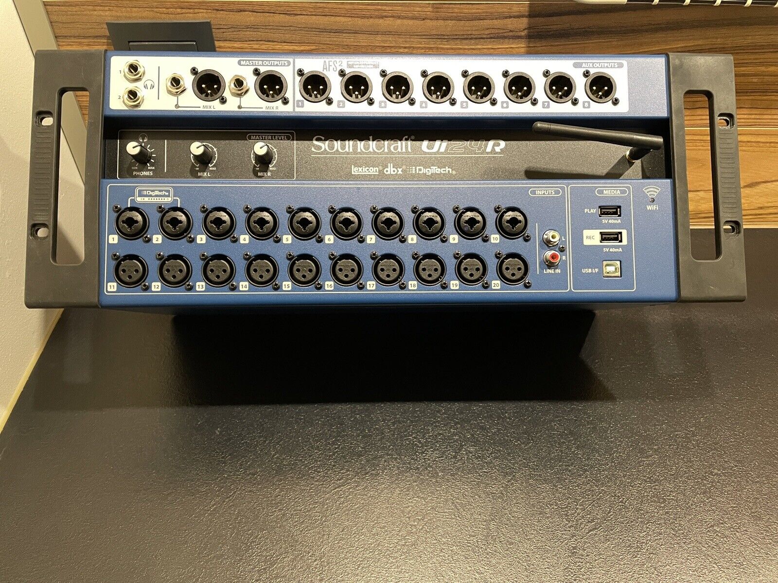 Ui24R - Soundcraft Ui24R - Audiofanzine
