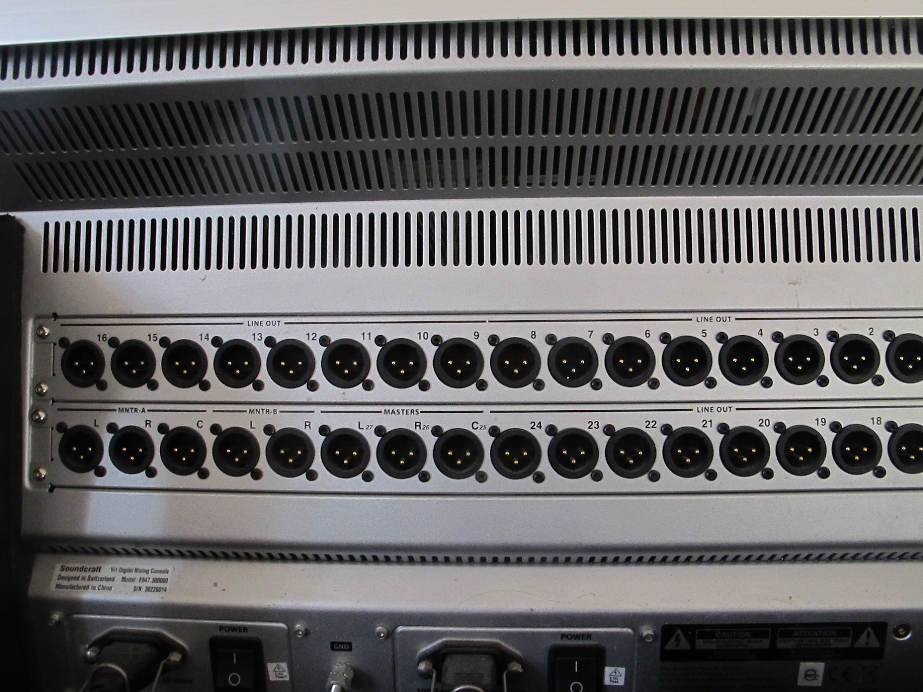 Vi1 - Soundcraft Vi1 - Audiofanzine