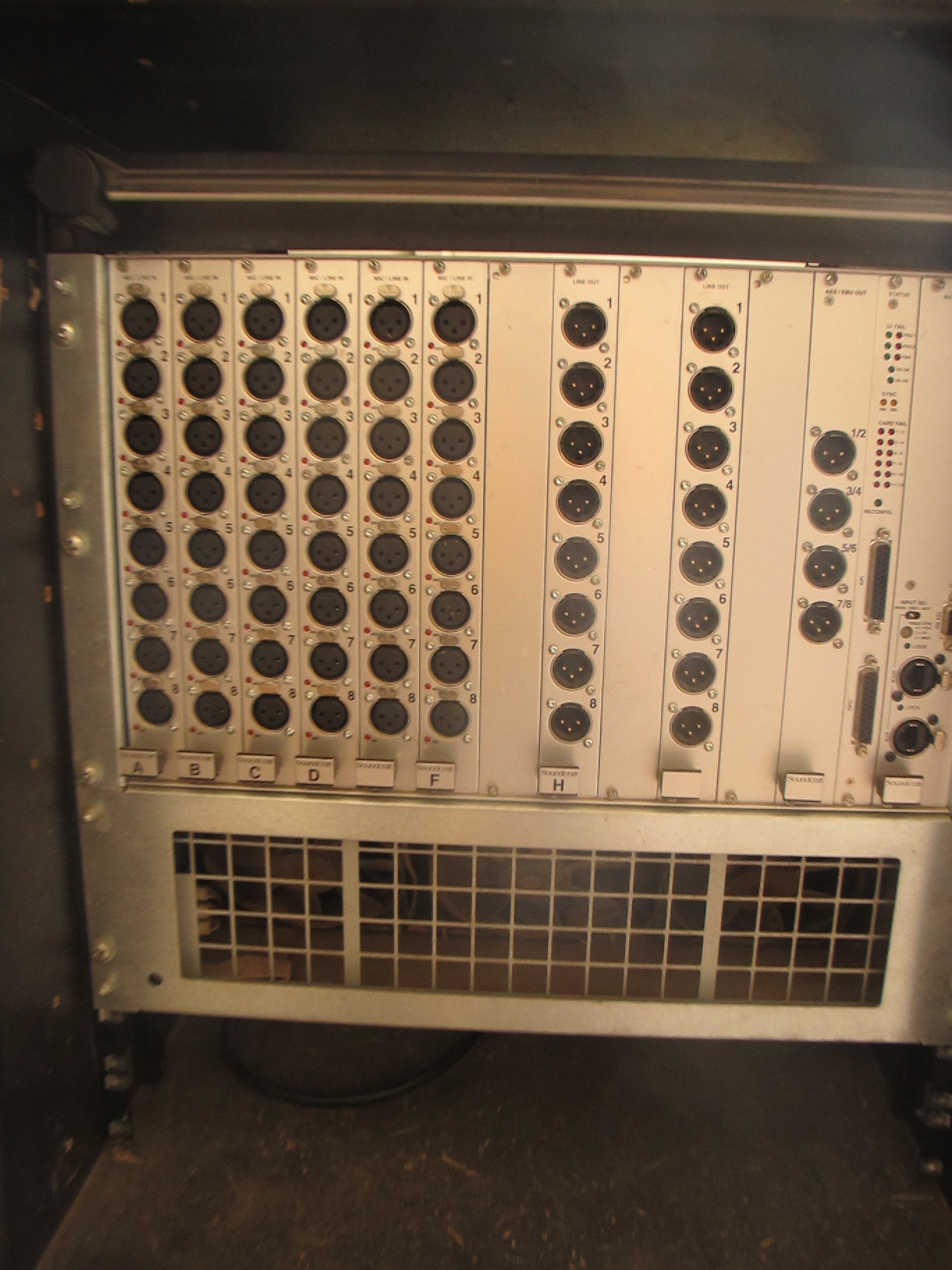 Vi1 - Soundcraft Vi1 - Audiofanzine