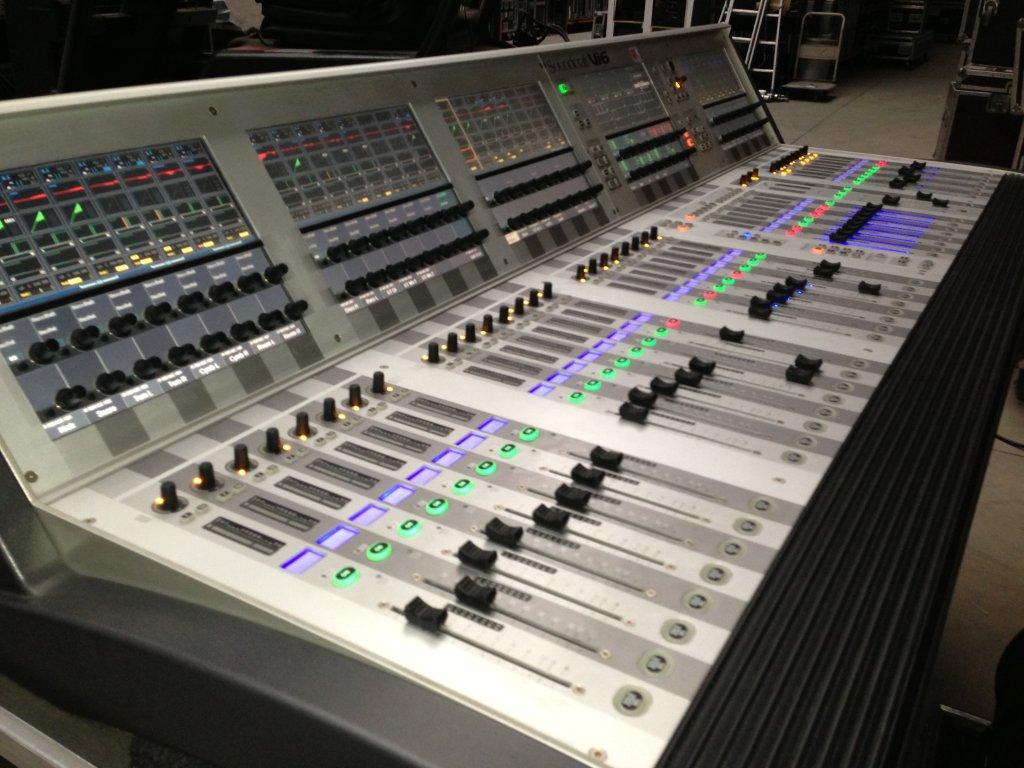 Photo Soundcraft Vi6 : Soundcraft Vi6 (90613) (#586416) - Audiofanzine