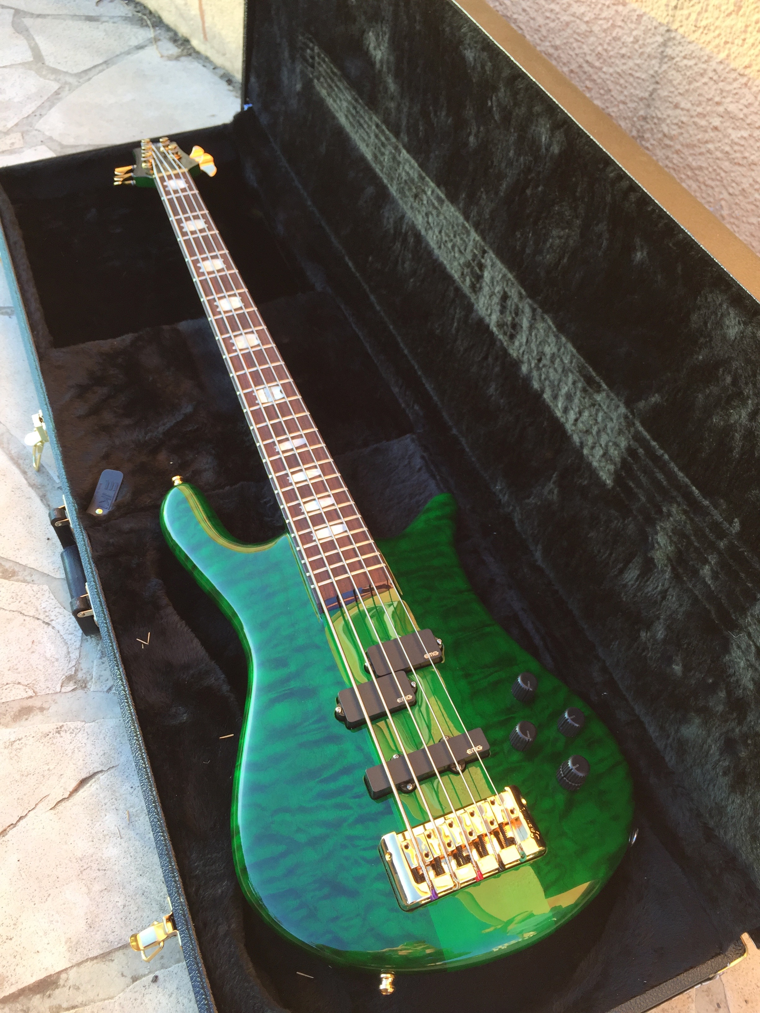 Euro 5 LX - Spector Euro 5 LX - Audiofanzine