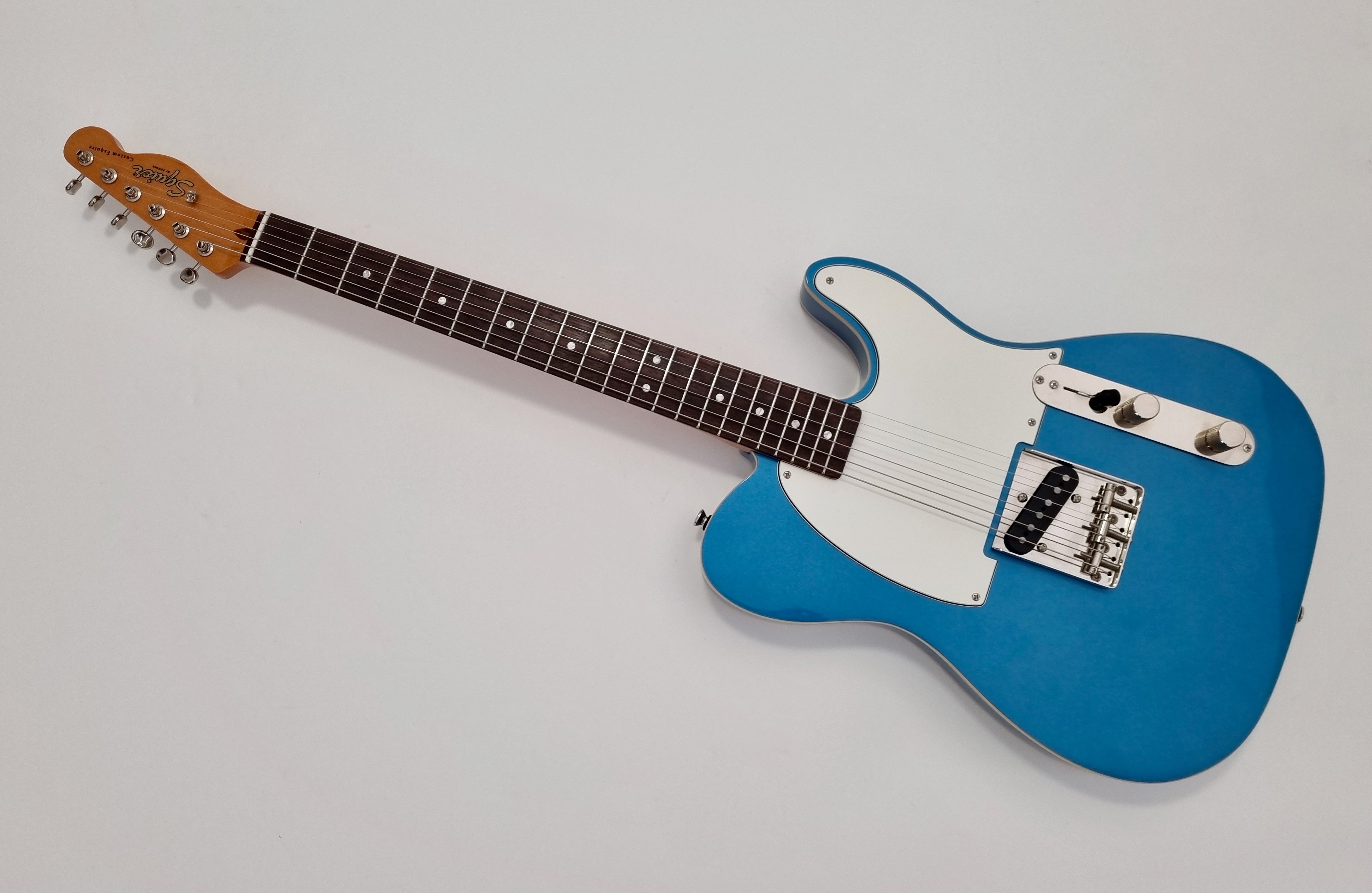 Classic Vibe '60s Custom Esquire Squier - Audiofanzine