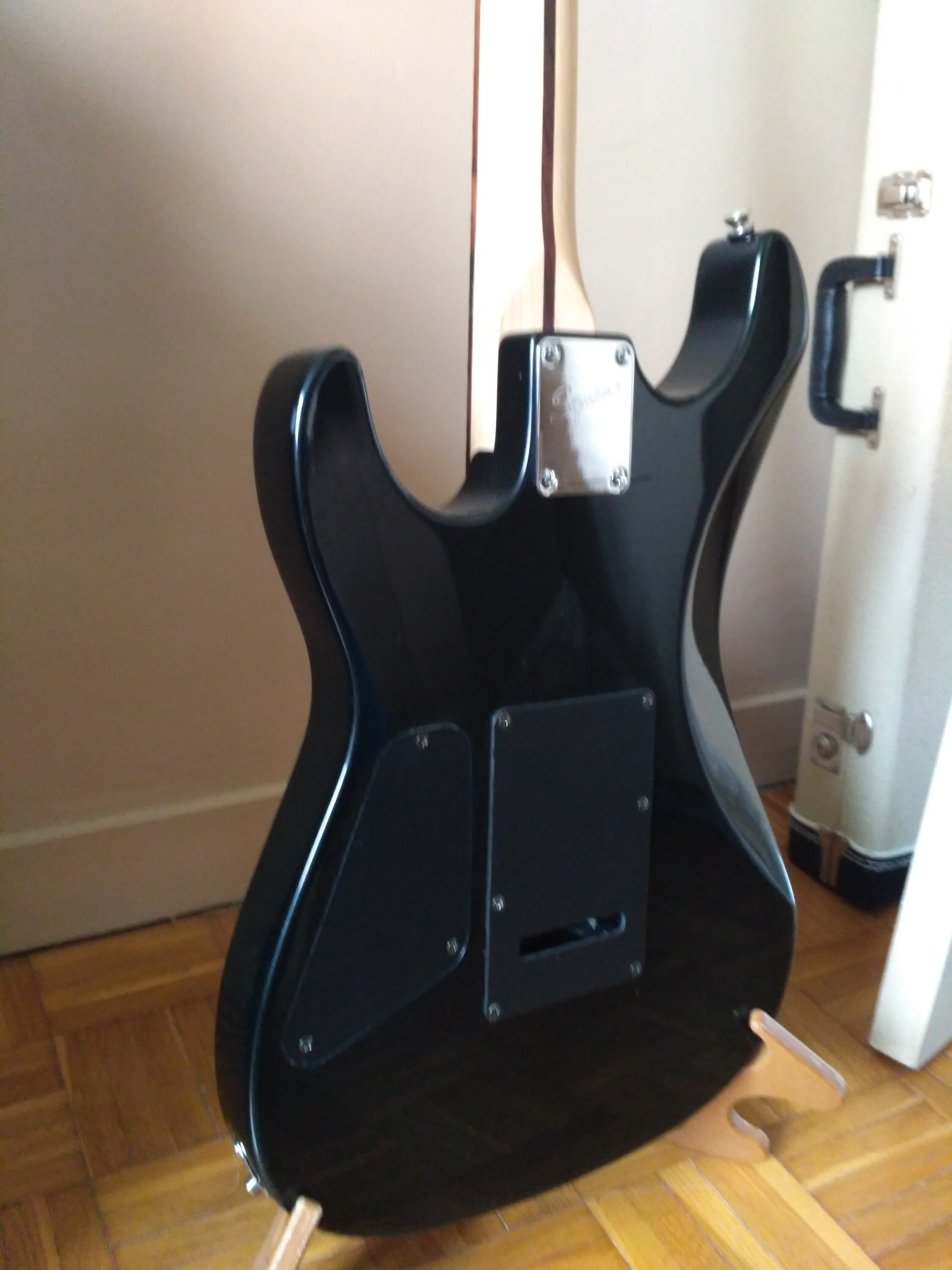 SHOWMASTER HSS - Squier Showmaster HSS - Audiofanzine