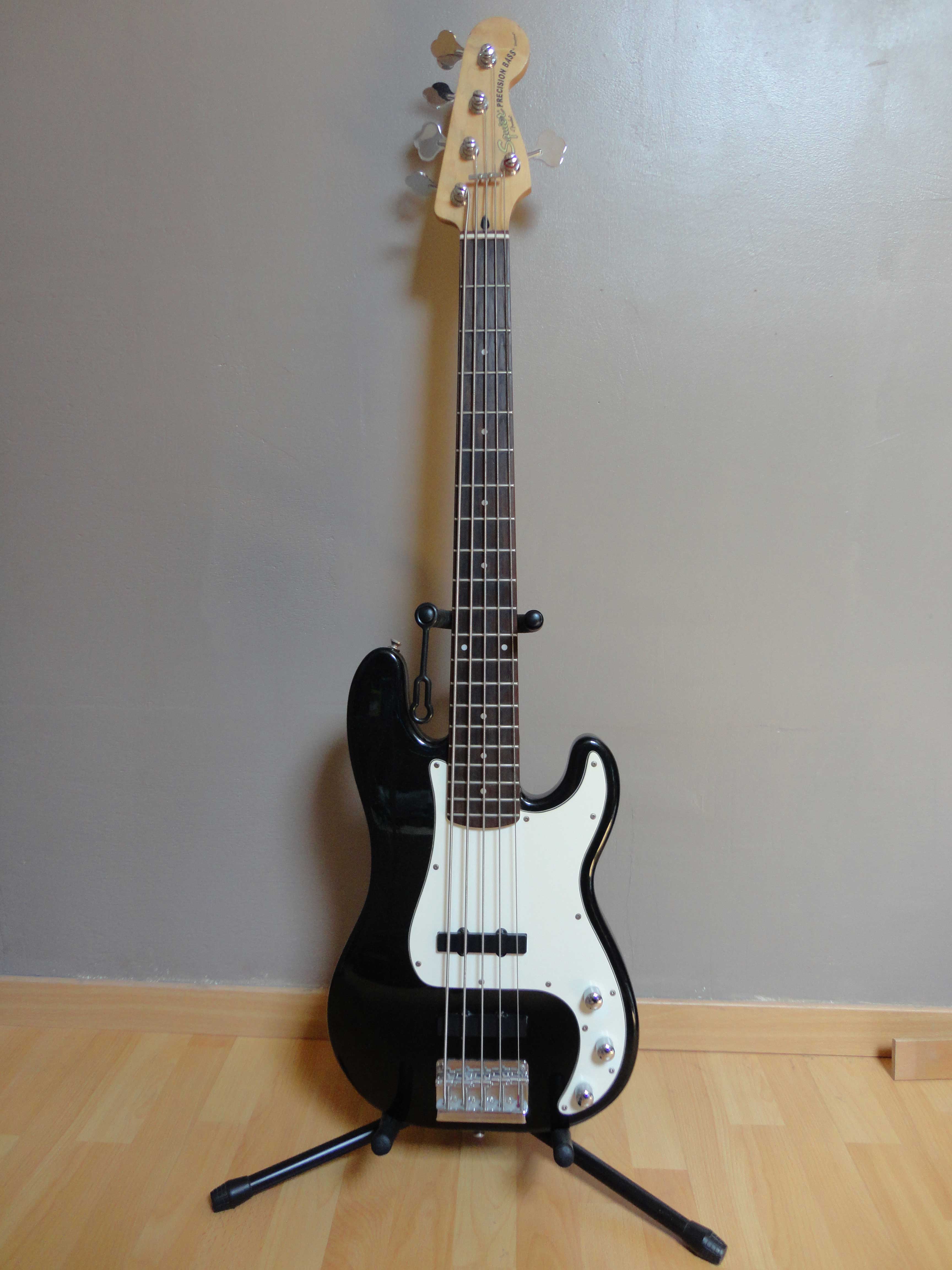 Photo Squier Standard P Bass Special V : Squier [Standard Series ...