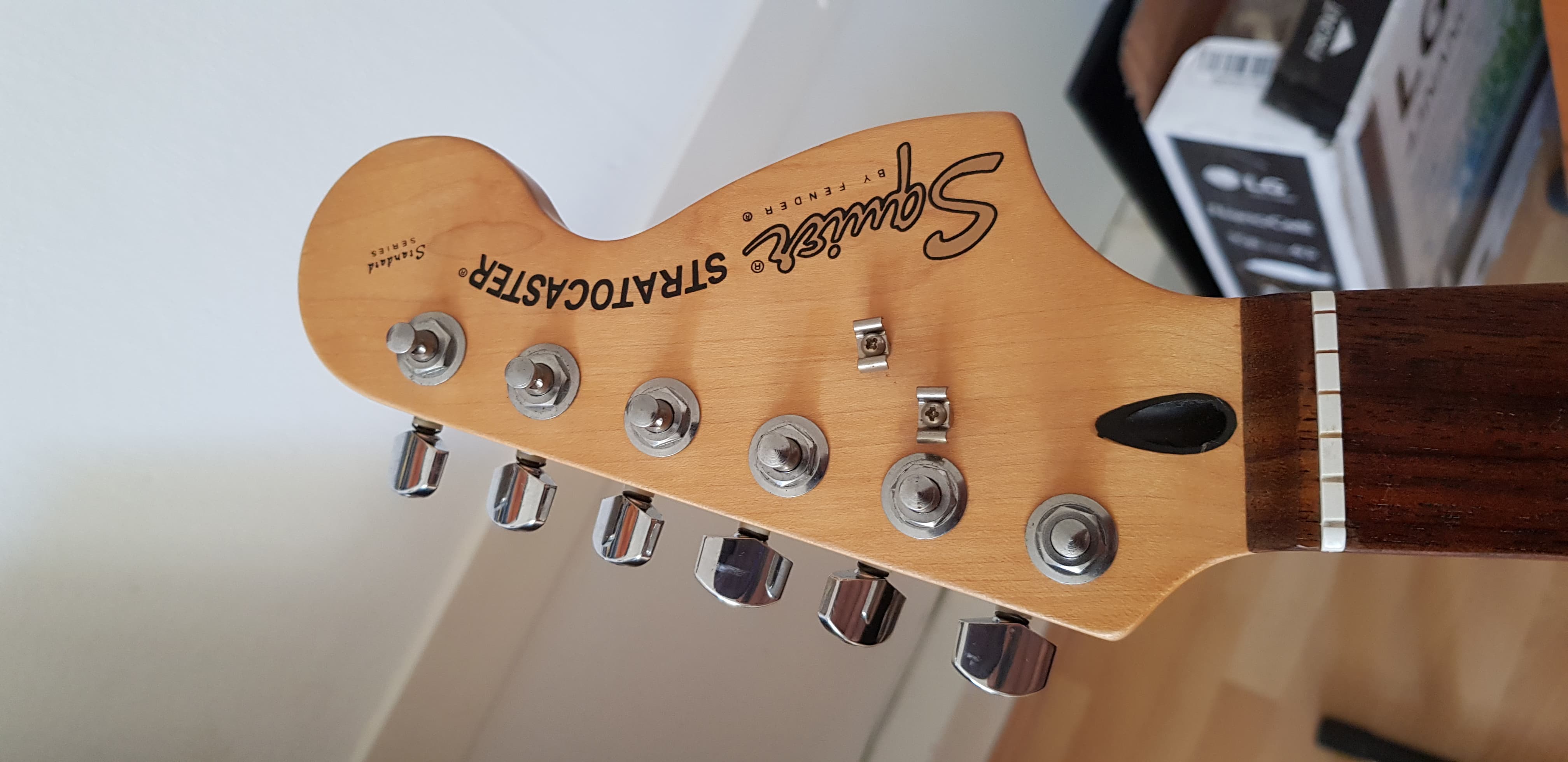 Standard Stratocaster HSS - Squier Standard Stratocaster HSS - Audiofanzine