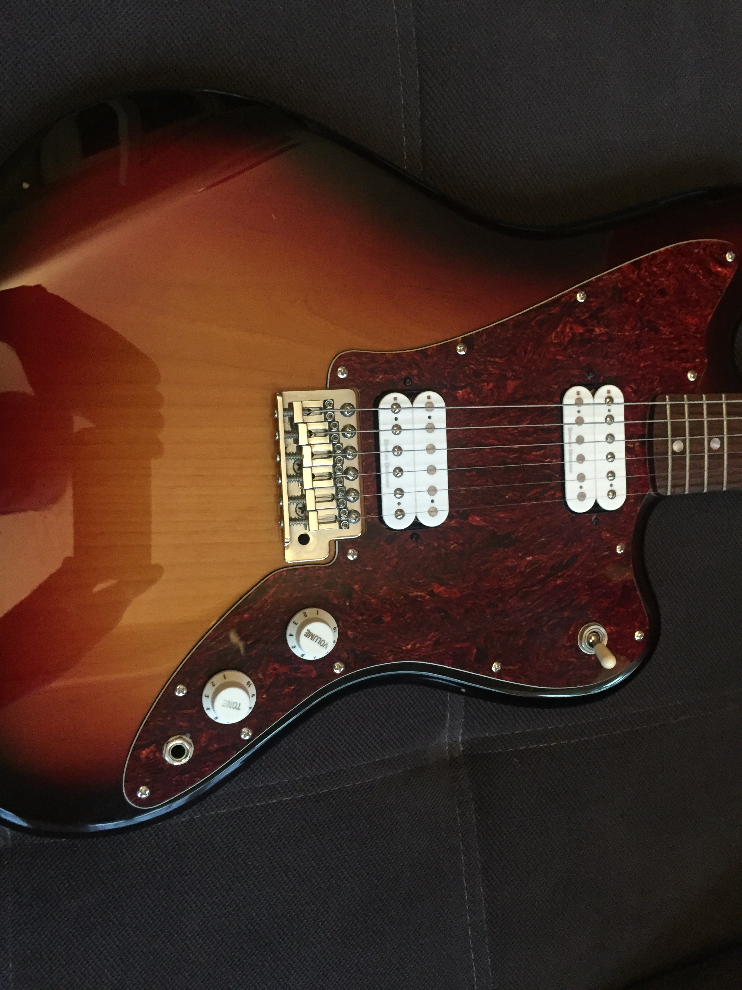 Vintage Modified Jagmaster [2005-2013] Squier - Audiofanzine