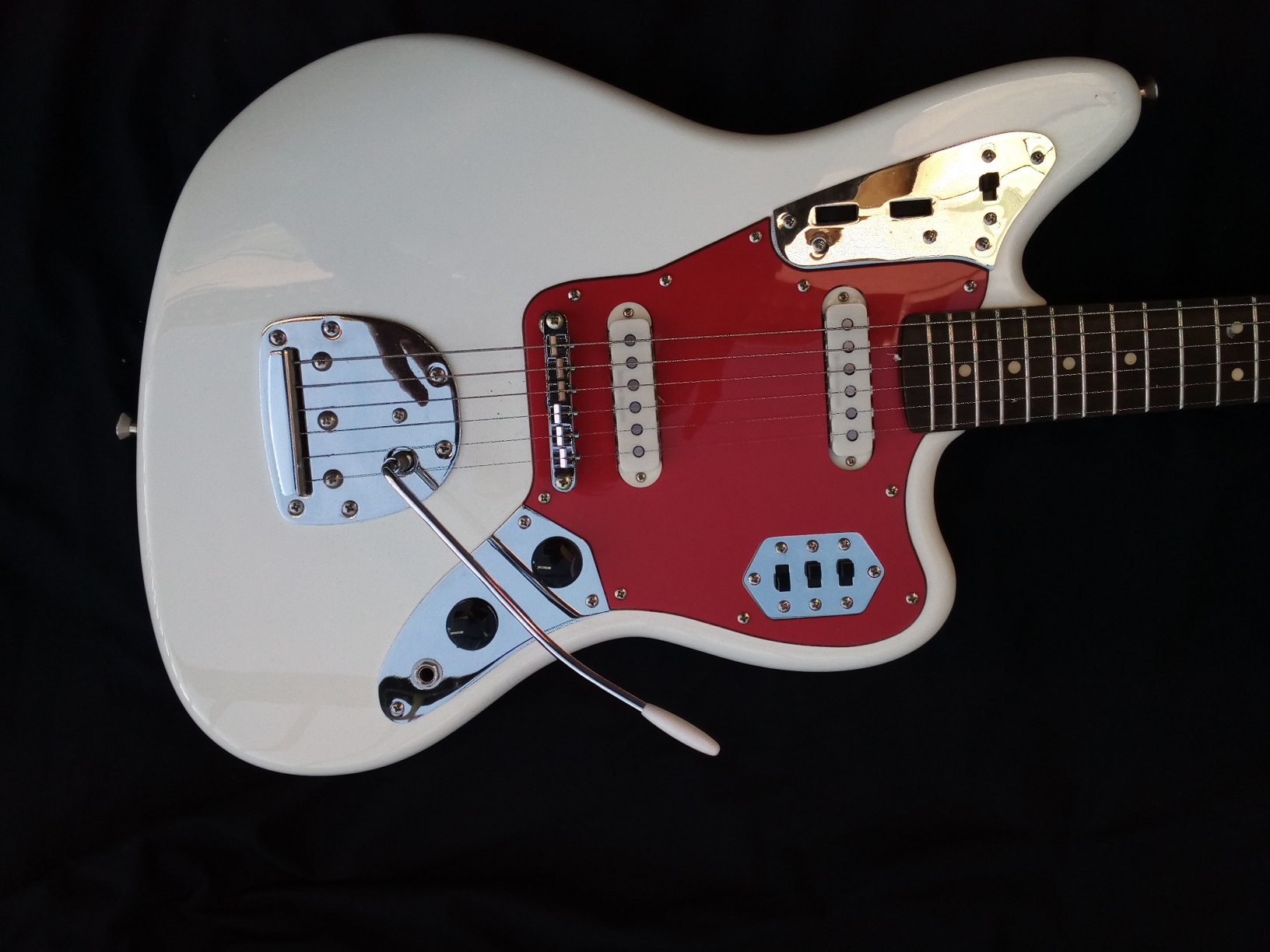 Vintage Modified Jaguar - Squier Vintage Modified Jaguar - Audiofanzine