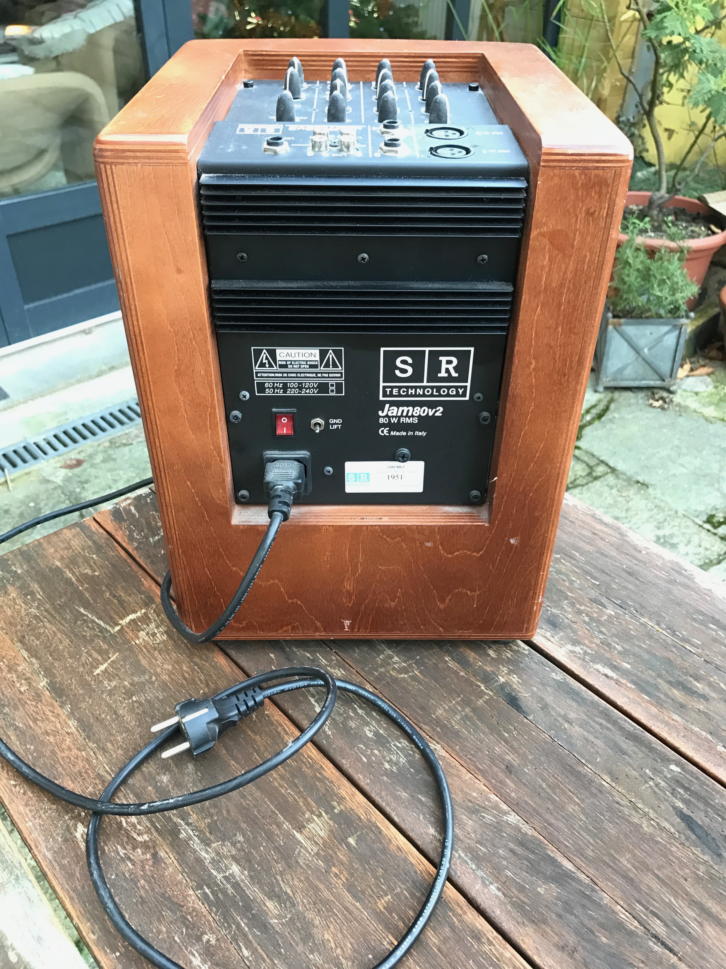 JAM 80 V2 - BLACK - SR Technology JAM 80 V2 - Black - Audiofanzine