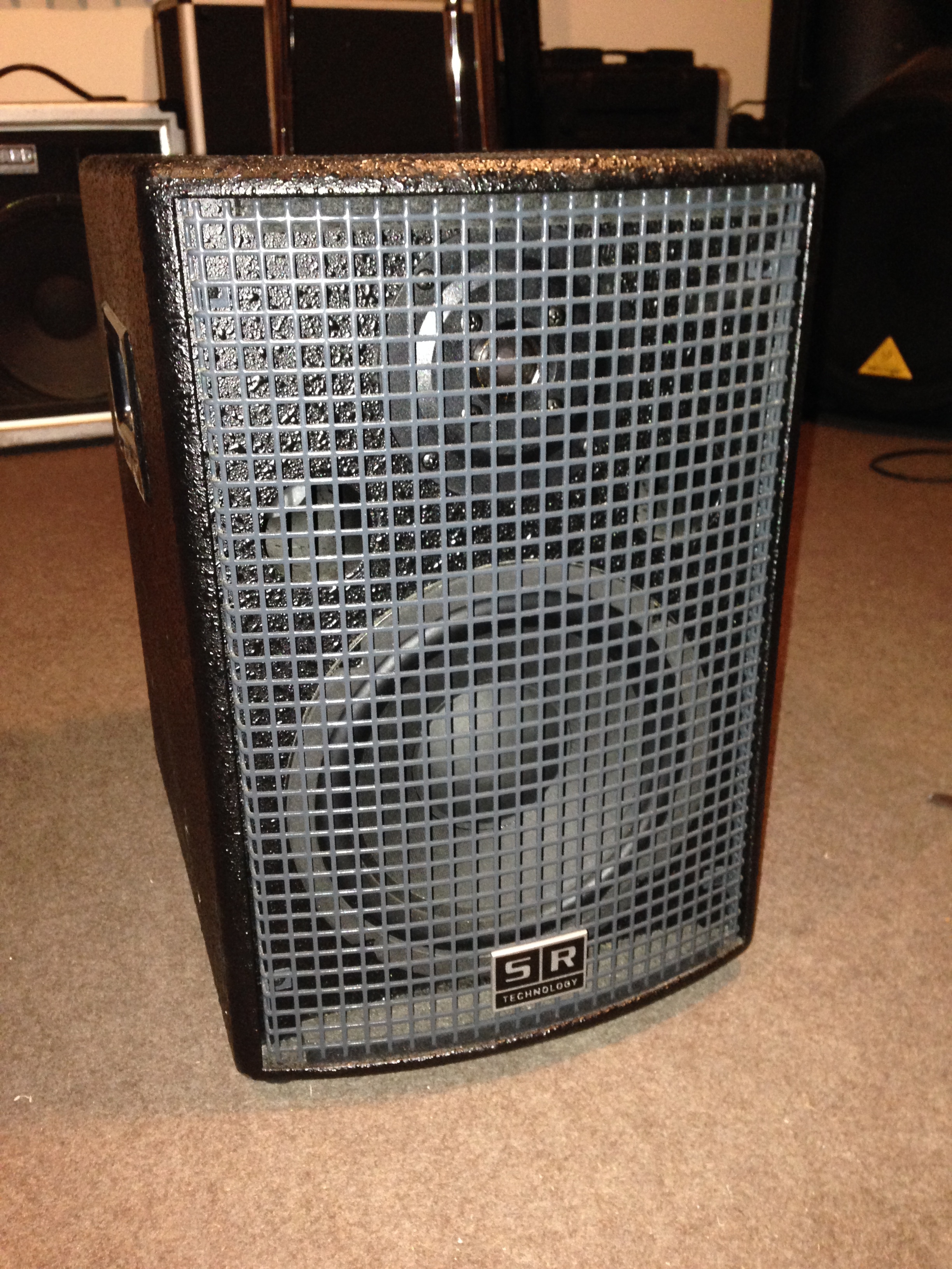 JAM150 PLUS - BLACK - SR Technology JAM150 Plus - Black - Audiofanzine