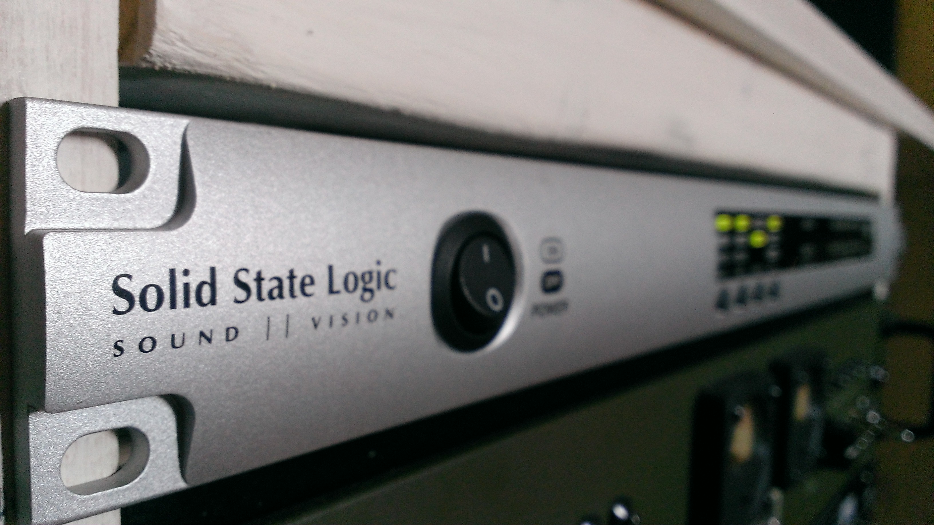 ALPHA-LINK MX 16-4 - SSL Alpha-Link MX 16-4 - Audiofanzine