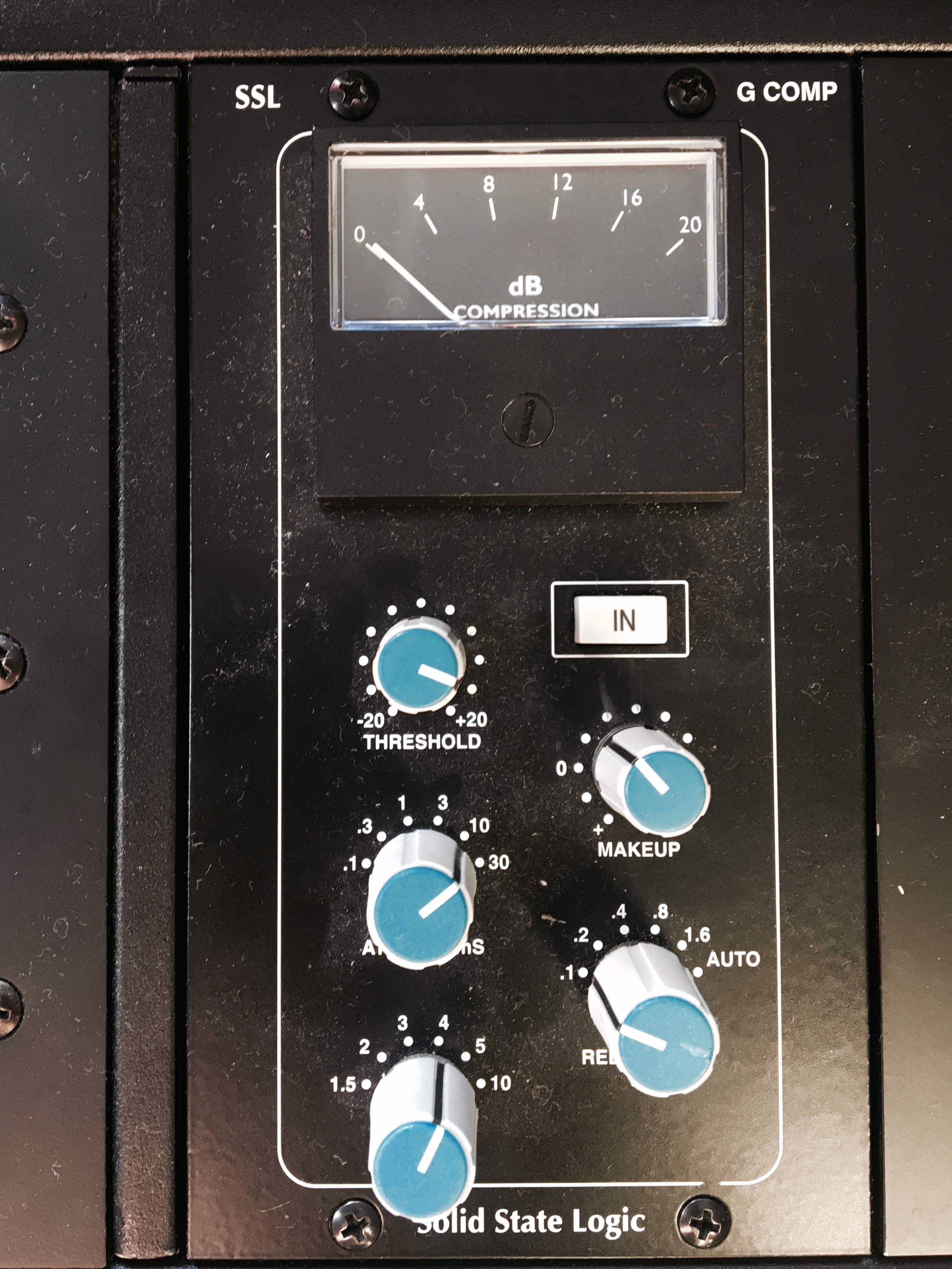 Photo SSL G Comp Stereo Bus Compressor : SSL G (#1986656) - Audiofanzine