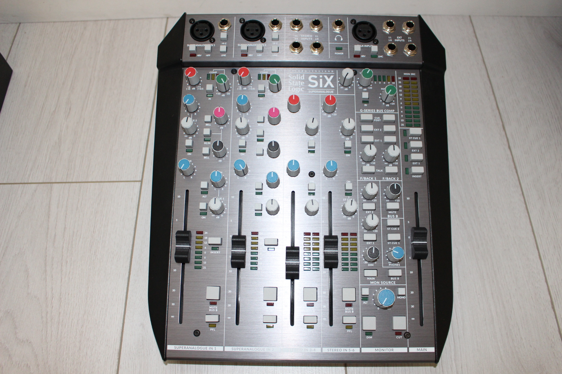 SiX - SSL SiX - Audiofanzine