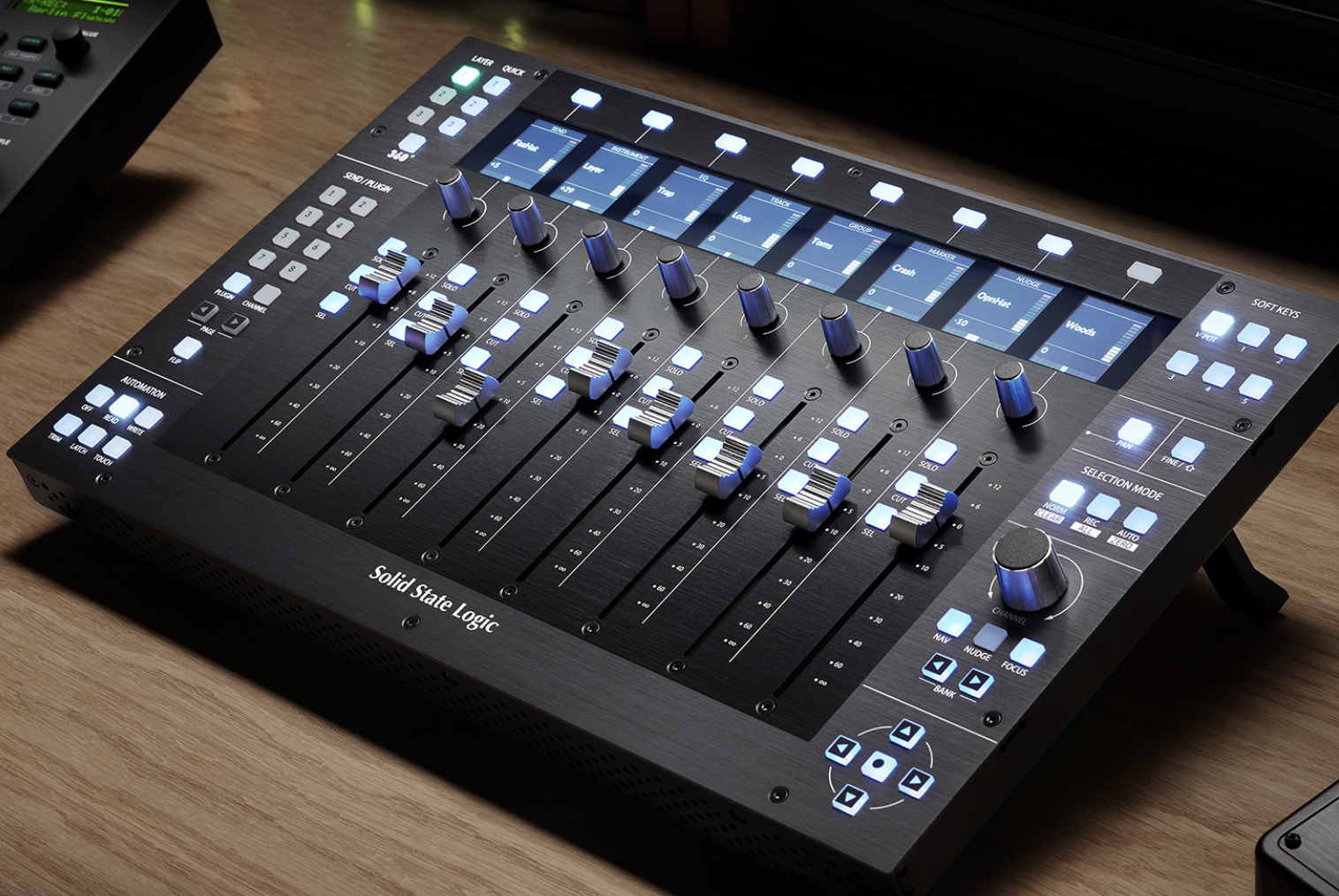 UF8 - SSL UF8 - Audiofanzine