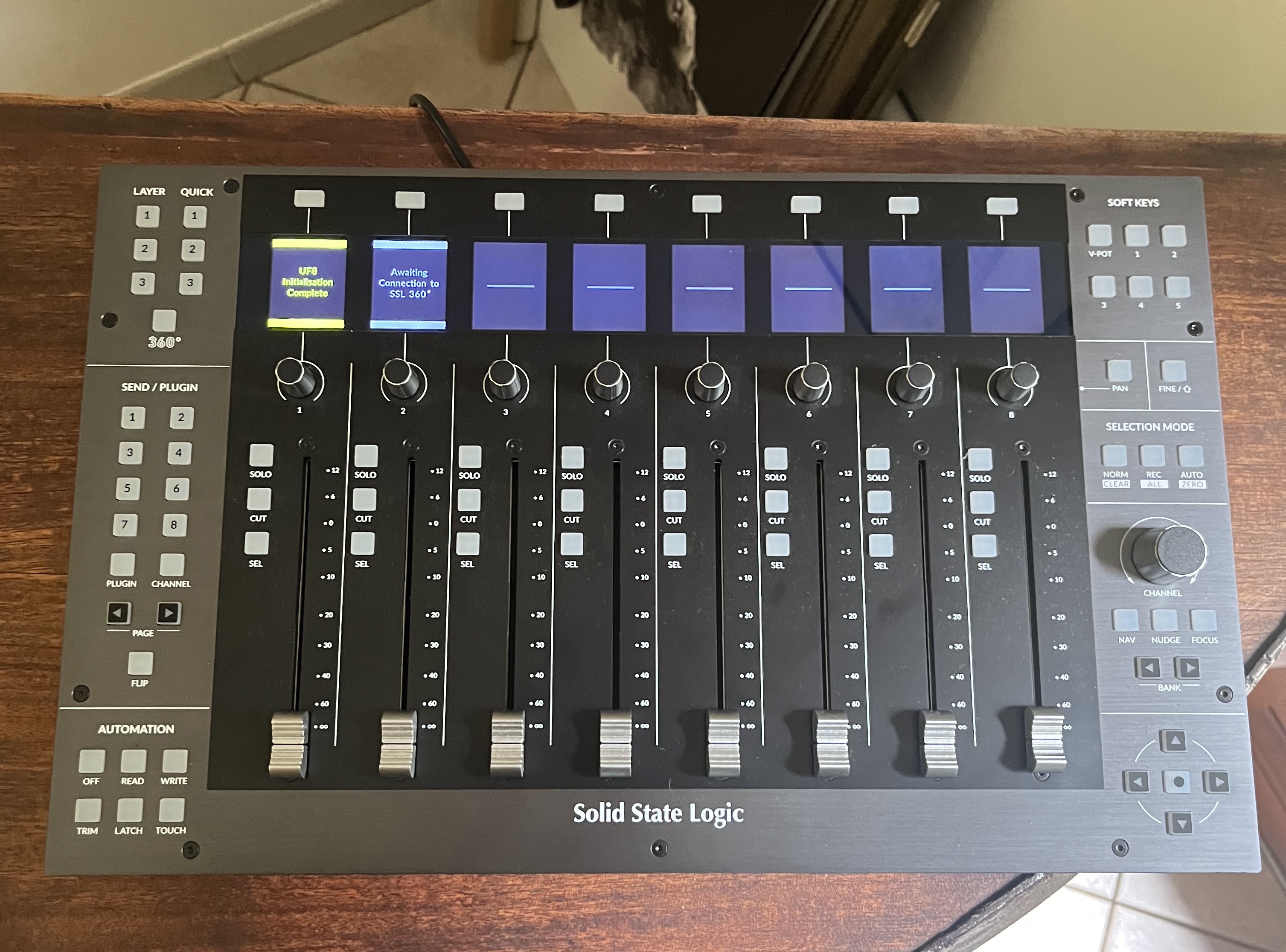 UF8 - SSL UF8 - Audiofanzine