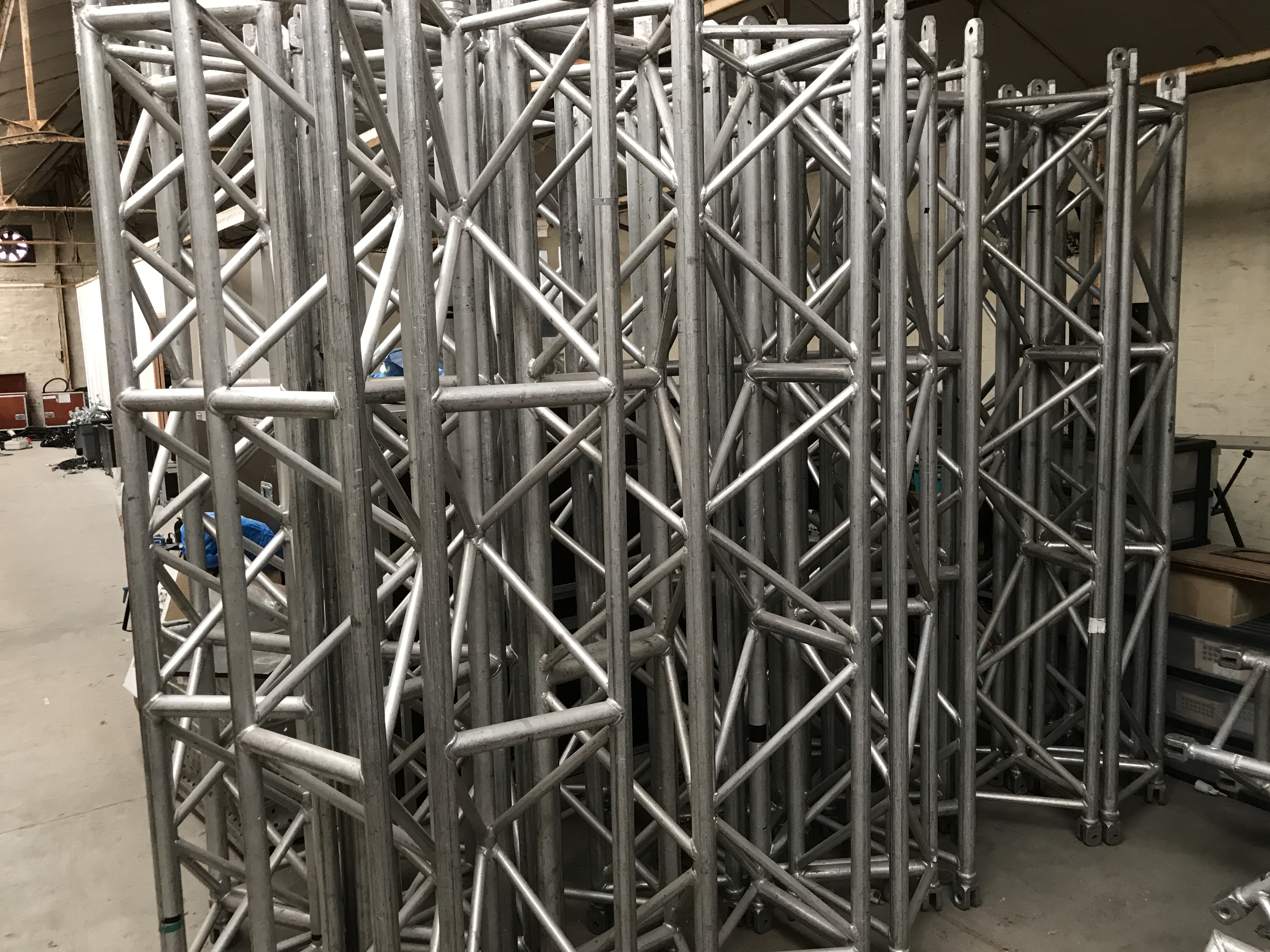 POUTRES & ANGLES PL500 - Stacco Poutres & angles PL500 - Audiofanzine