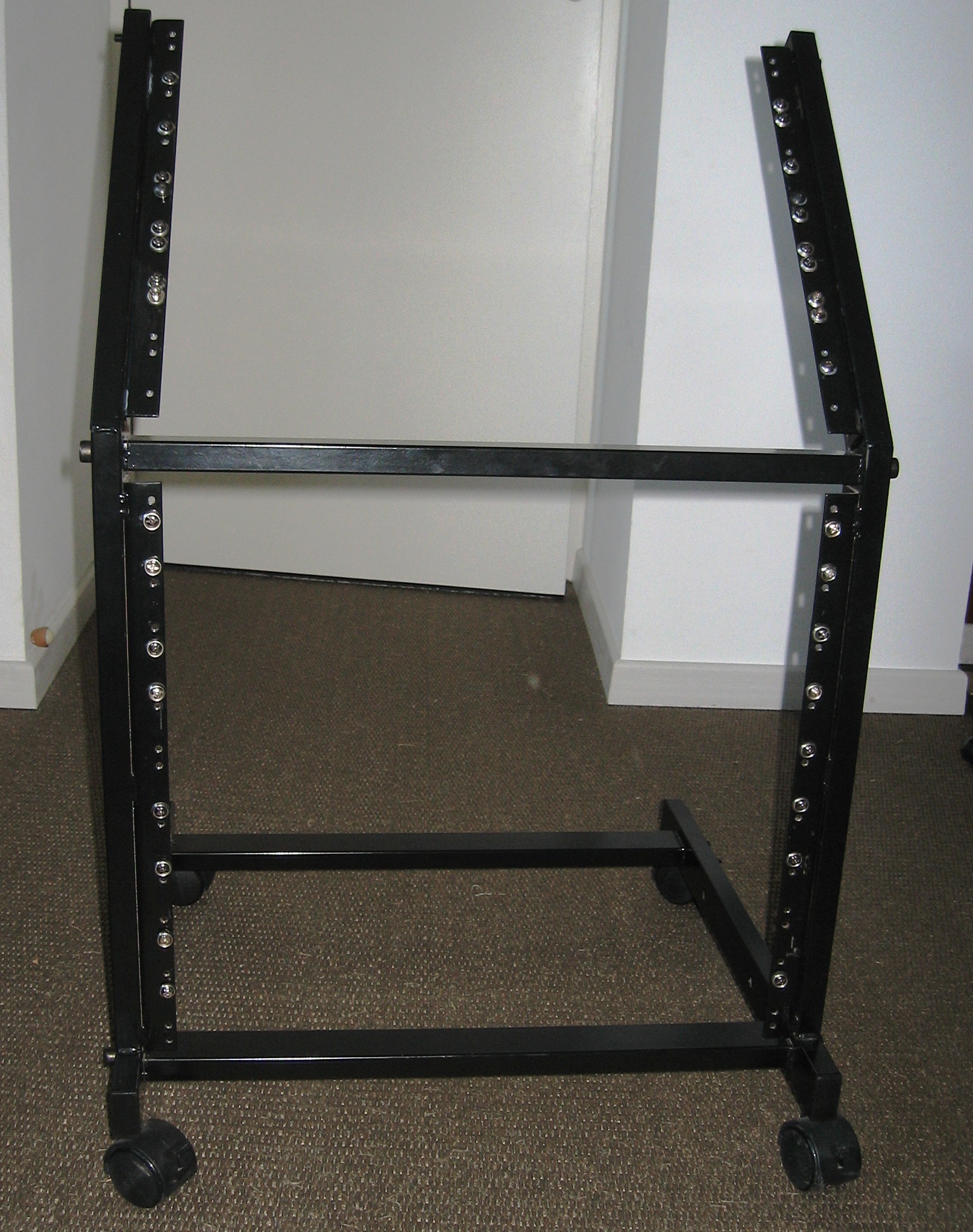 MULTI-RACK STAND 19" 8U+9U - Stagg Multi-Rack Stand 19" 8U+9U ...