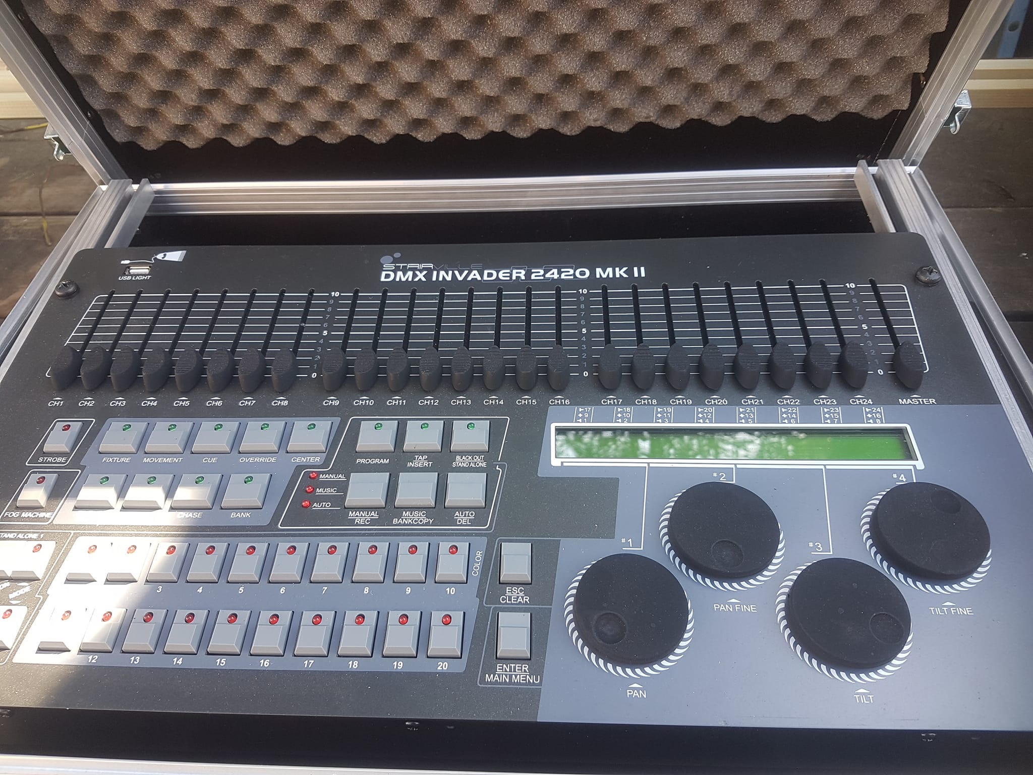 DMX Invader 2420 MK II - Stairville DMX Invader 2420 MK II - Audiofanzine