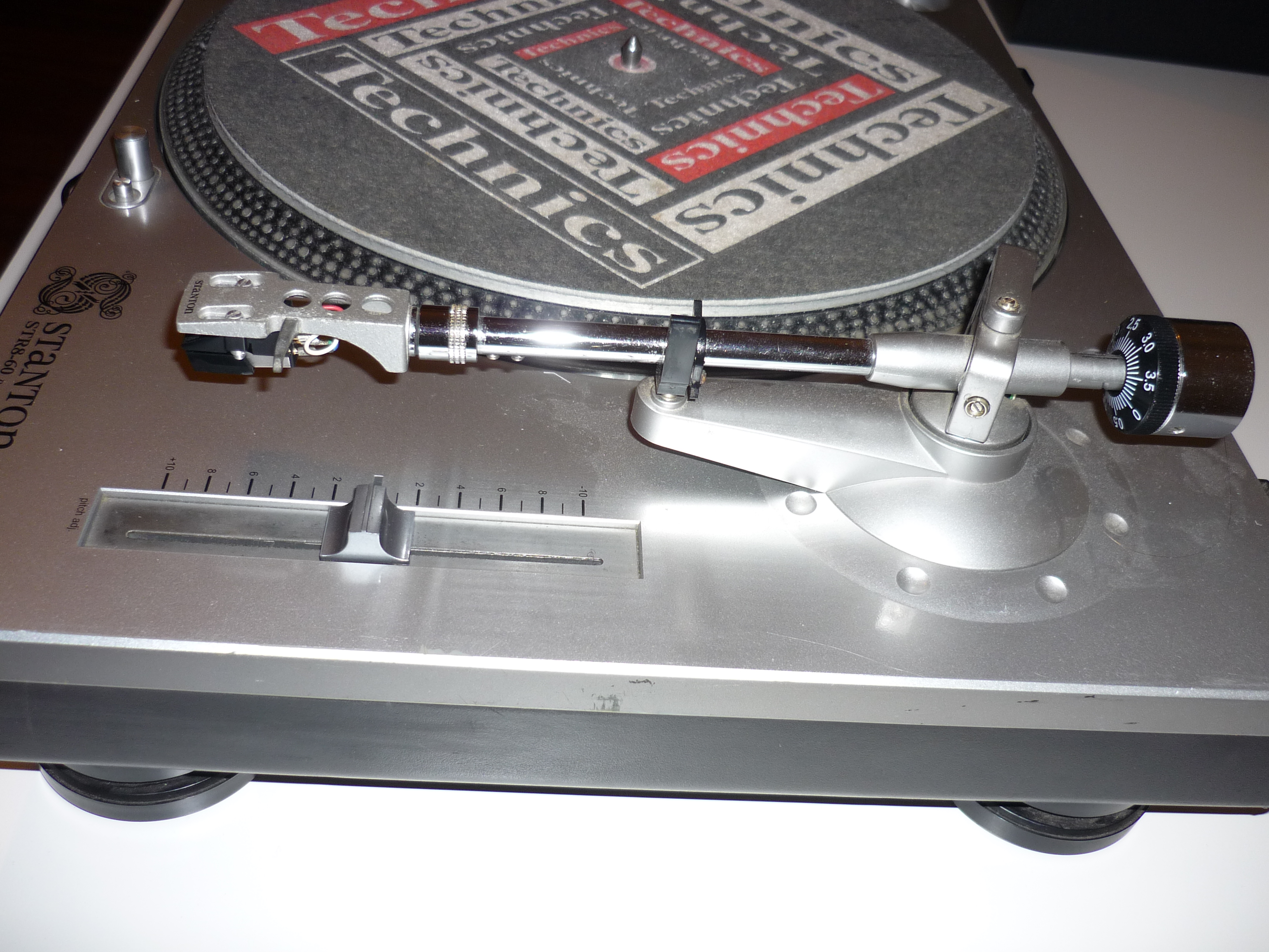 STR8-60 - Stanton Magnetics STR8-60 - Audiofanzine