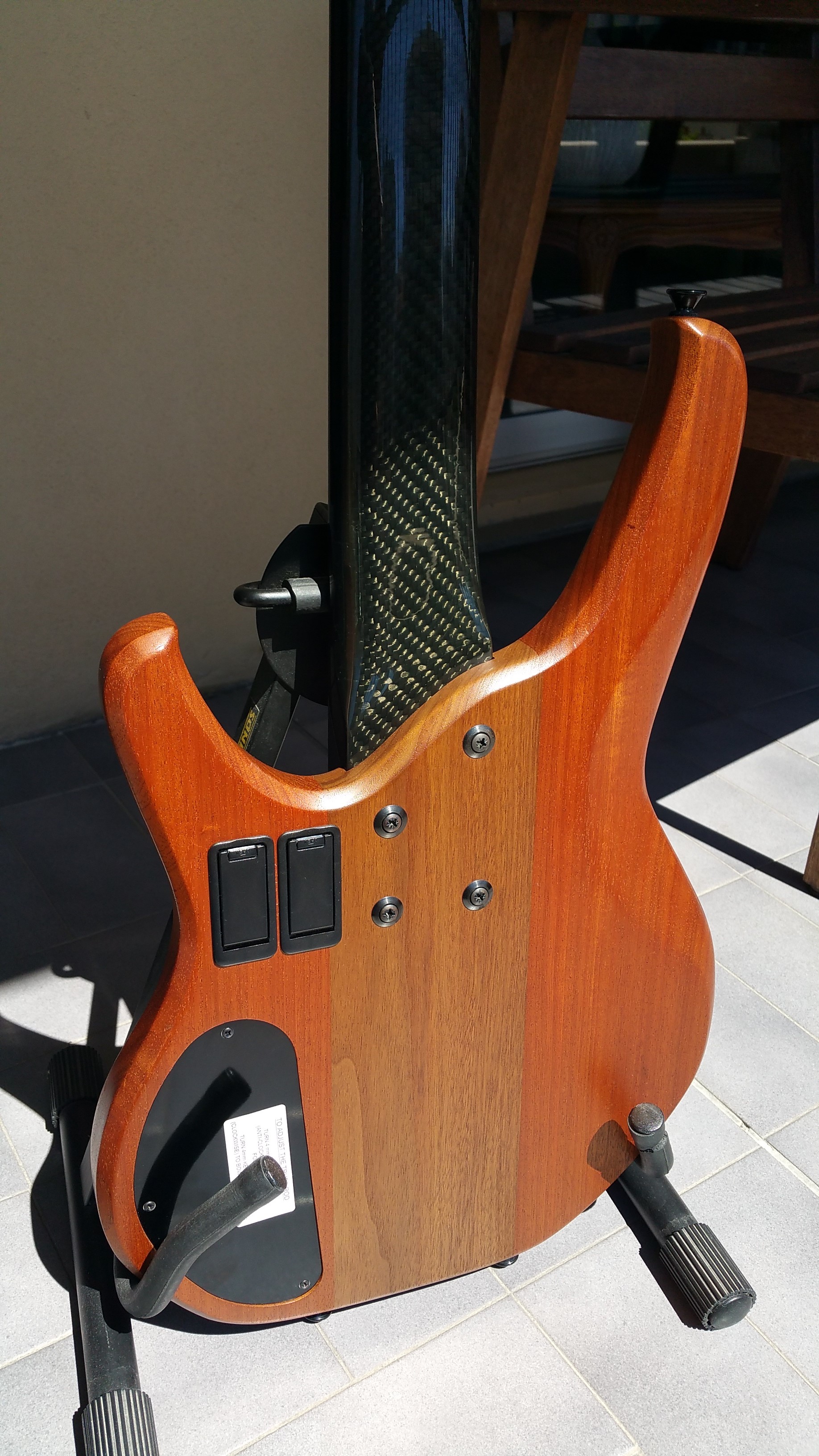 Status Graphite S2 5 cordes image (#1410927) - Audiofanzine