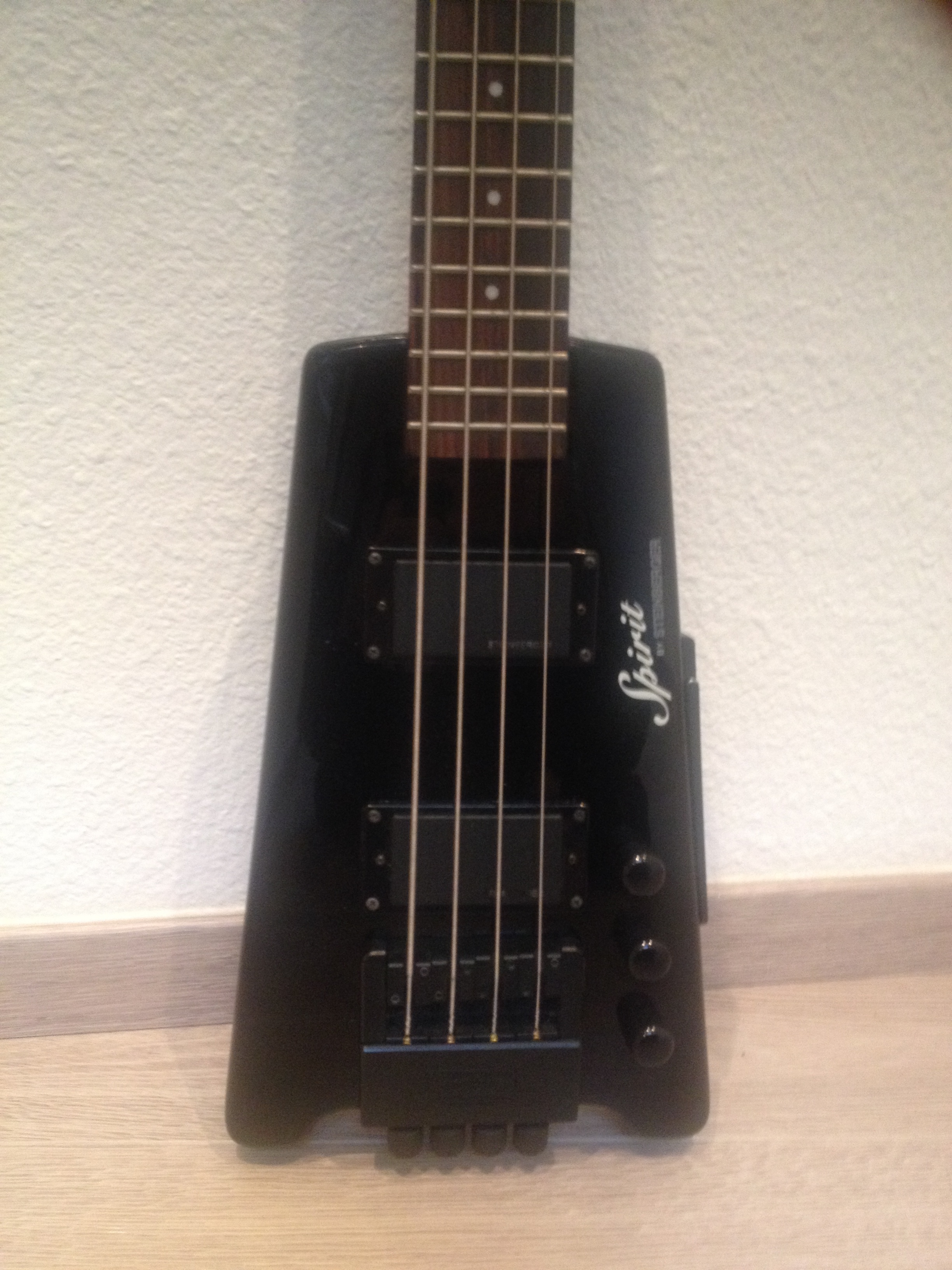 SPIRIT XT-2 - BLACK - Steinberger Spirit XT-2 - Black - Audiofanzine