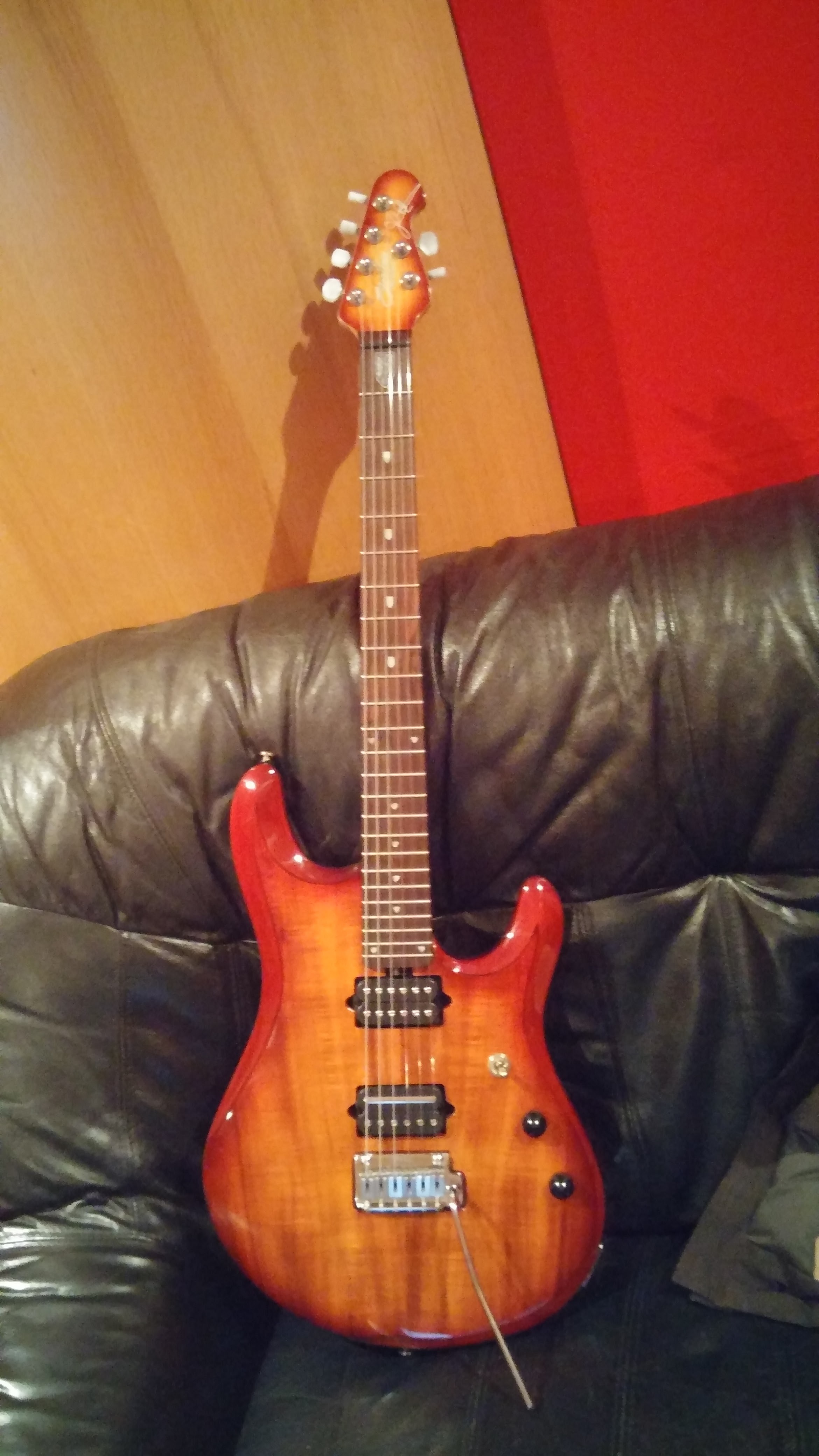 Sterling by Music Man JP100D image (#2035044) - Audiofanzine