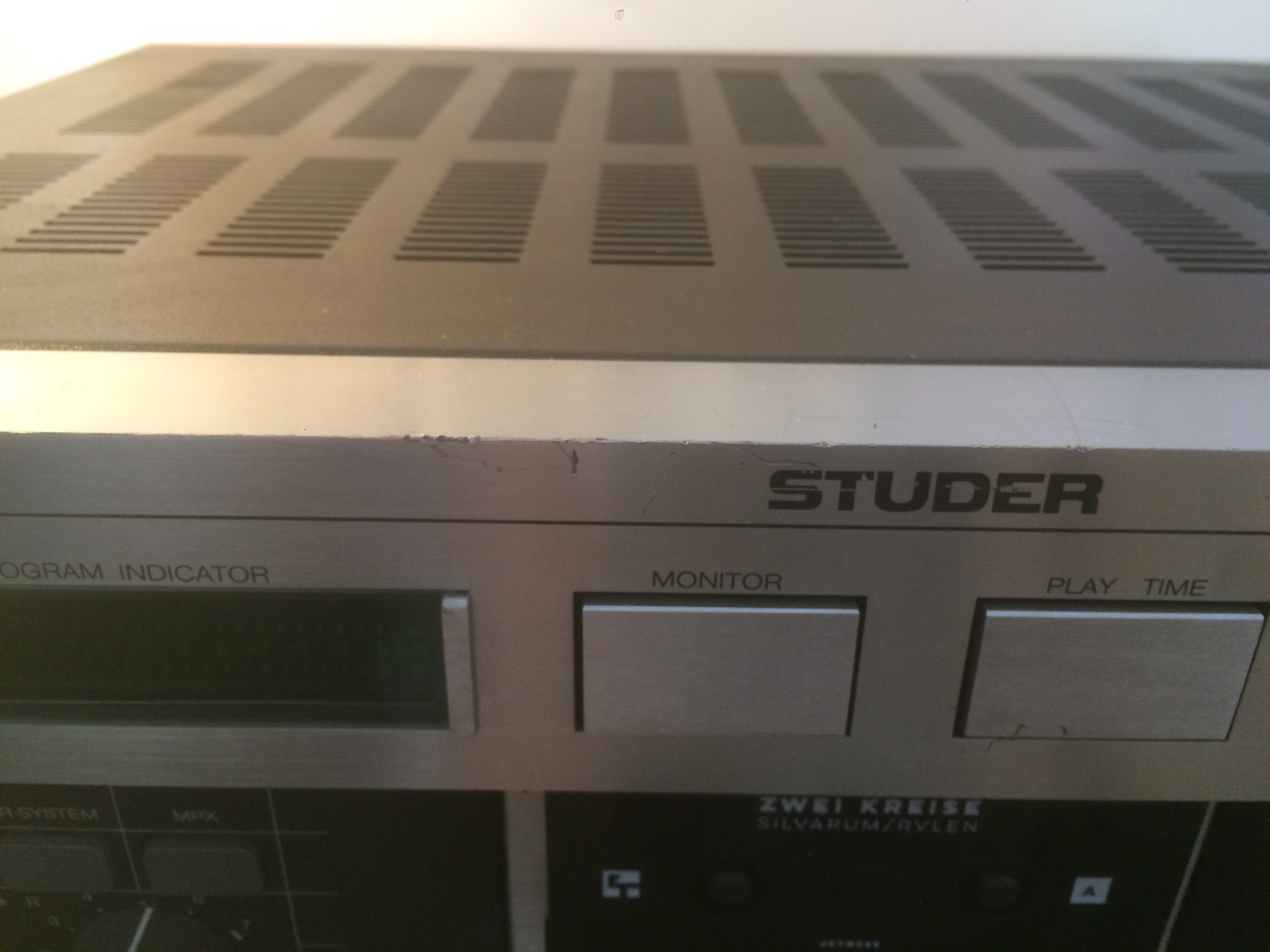 A721 - Studer A721 - Audiofanzine