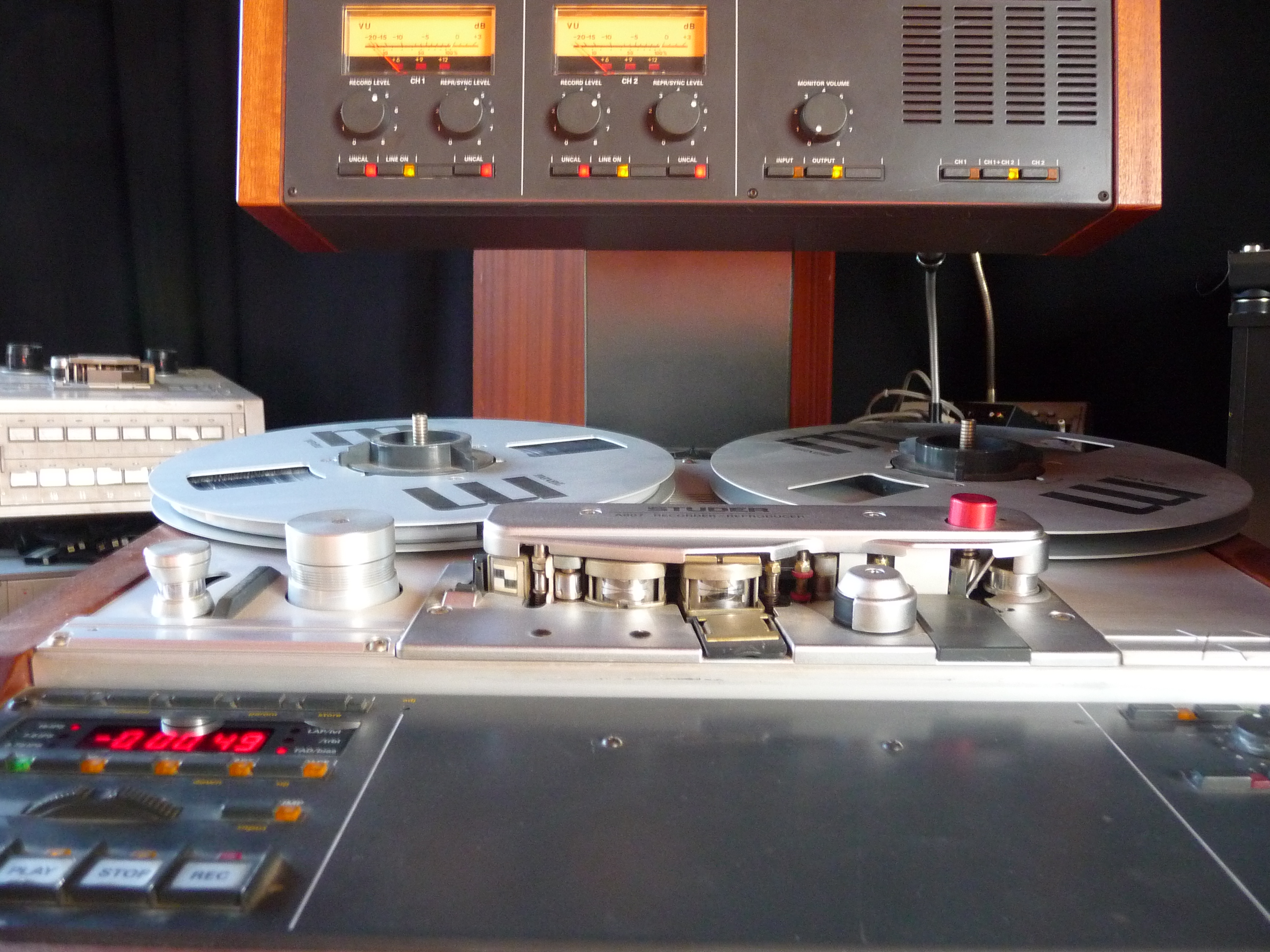 Studer A807 image (#746155) - Audiofanzine