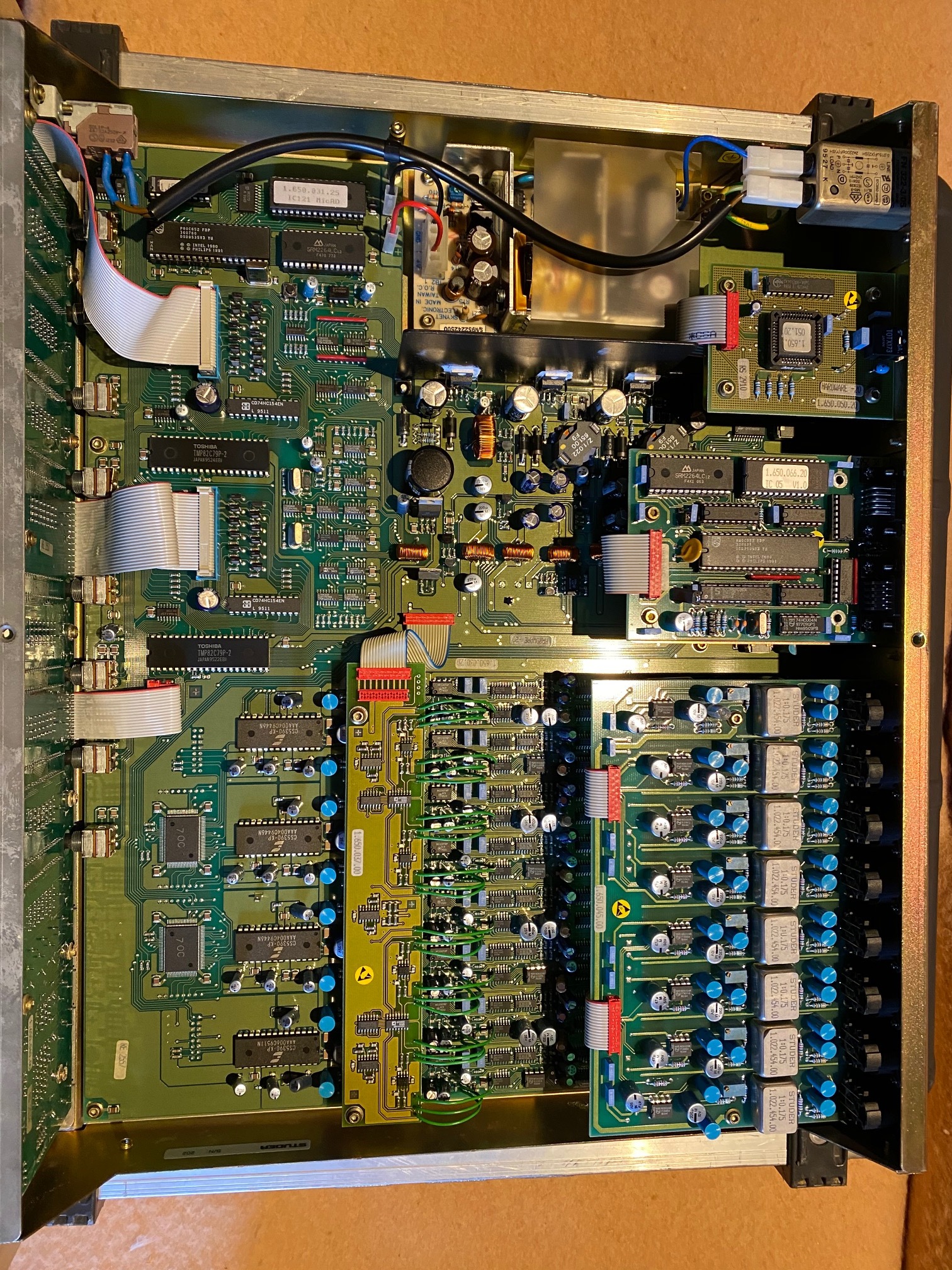D19 MULTIDAC 8-CHANNEL - Studer D19 MULTIDAC 8-CHANNEL - Audiofanzine
