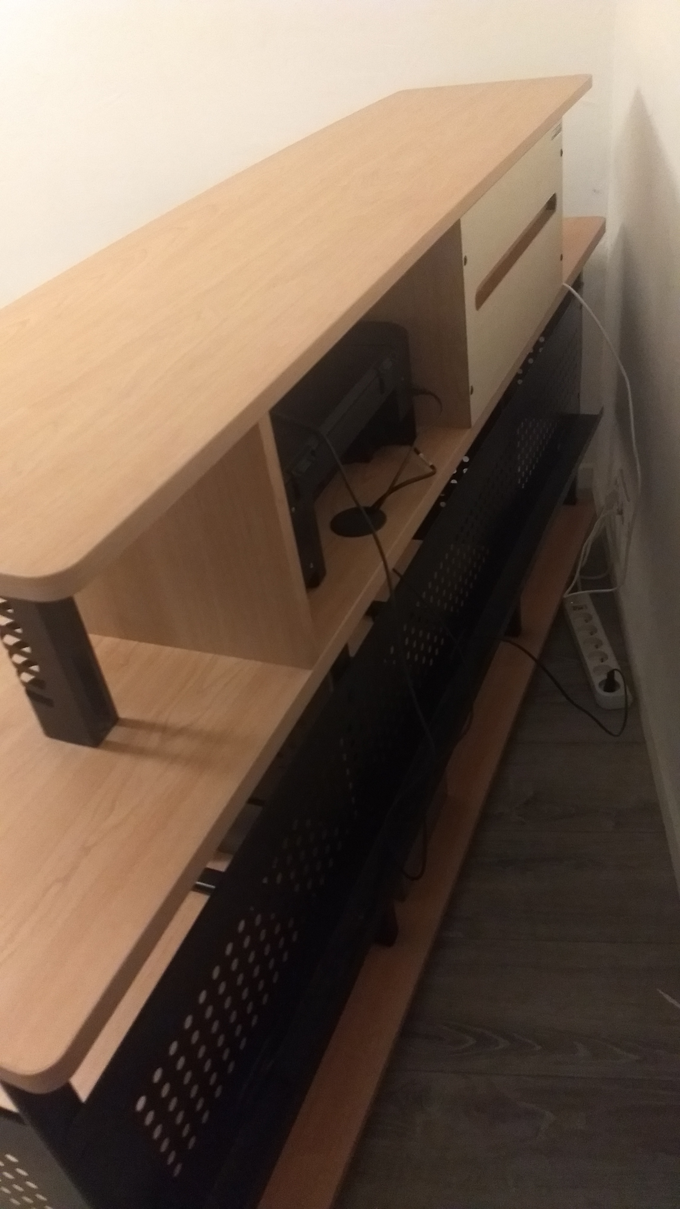 Producer Station - Studio Rta Producer Station - Audiofanzine