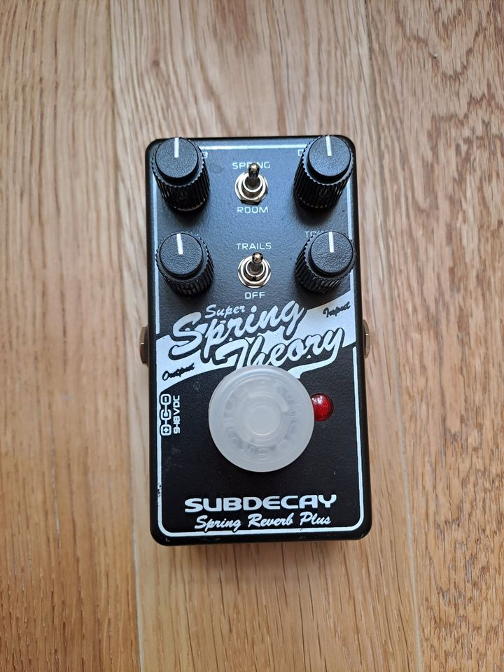 Super Spring Theory - Subdecay Studios Super Spring Theory - Audiofanzine