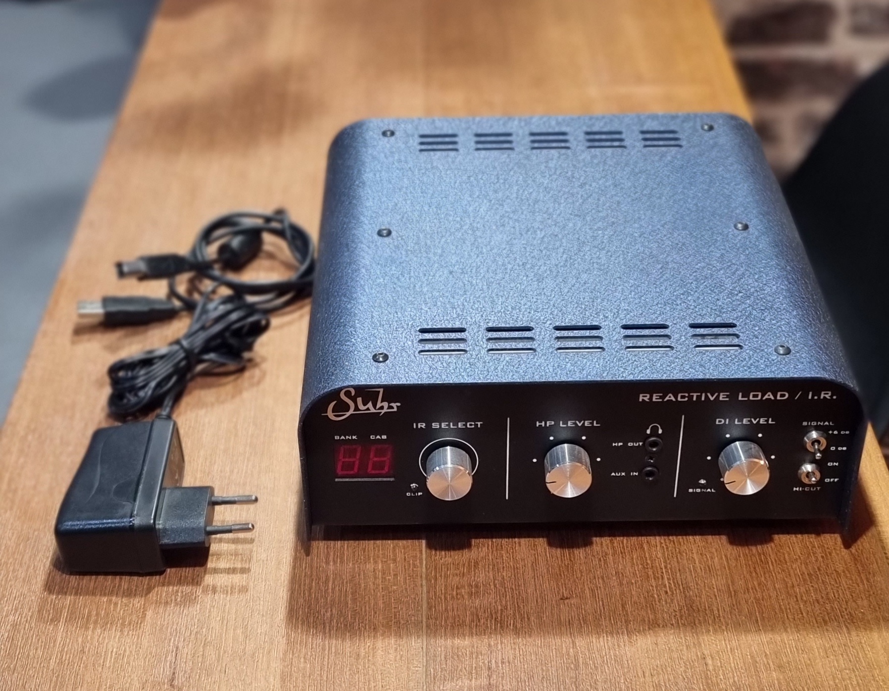 Reactive Load IR - Suhr Reactive Load IR - Audiofanzine