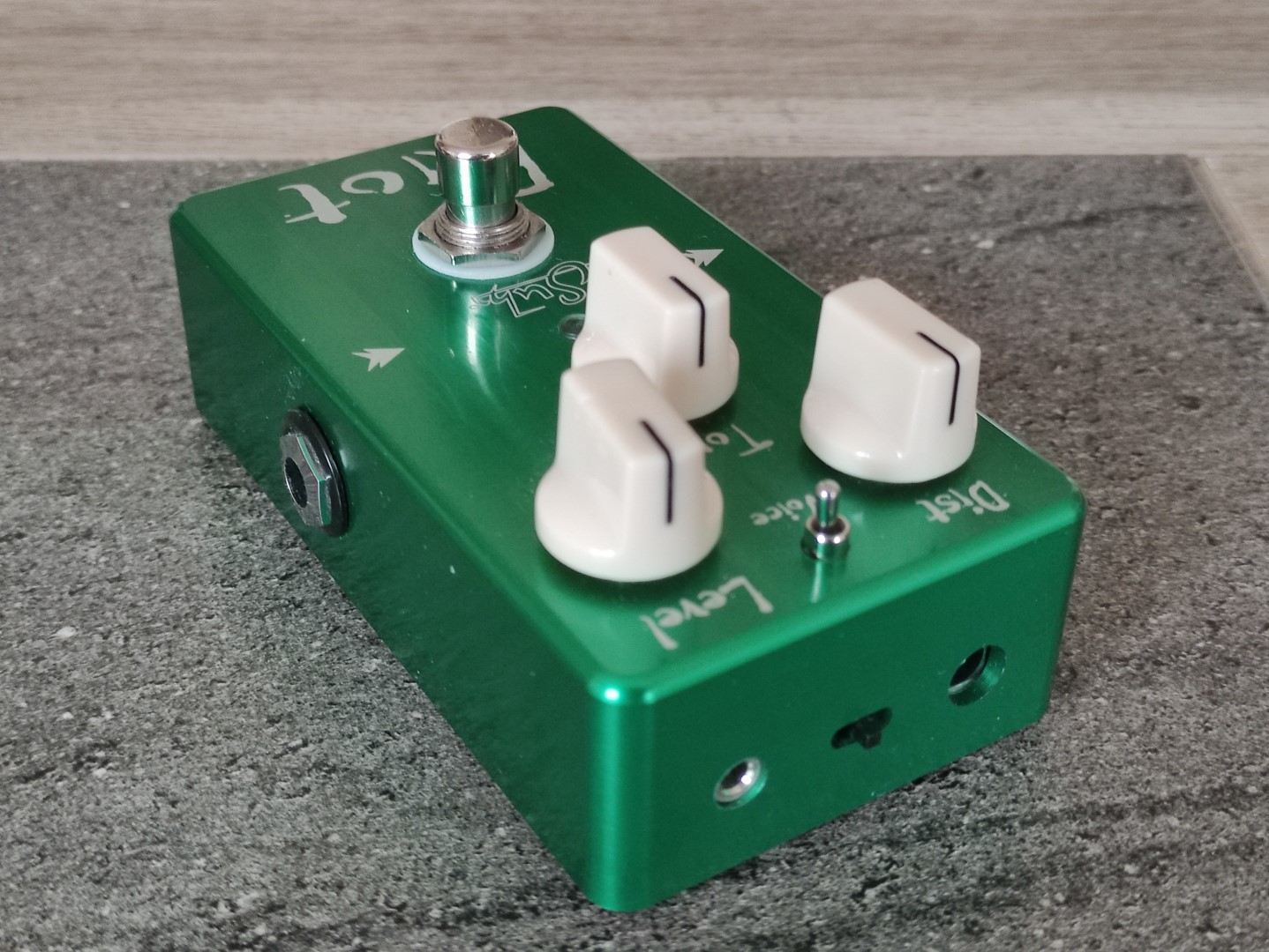 Riot - Suhr Riot - Audiofanzine