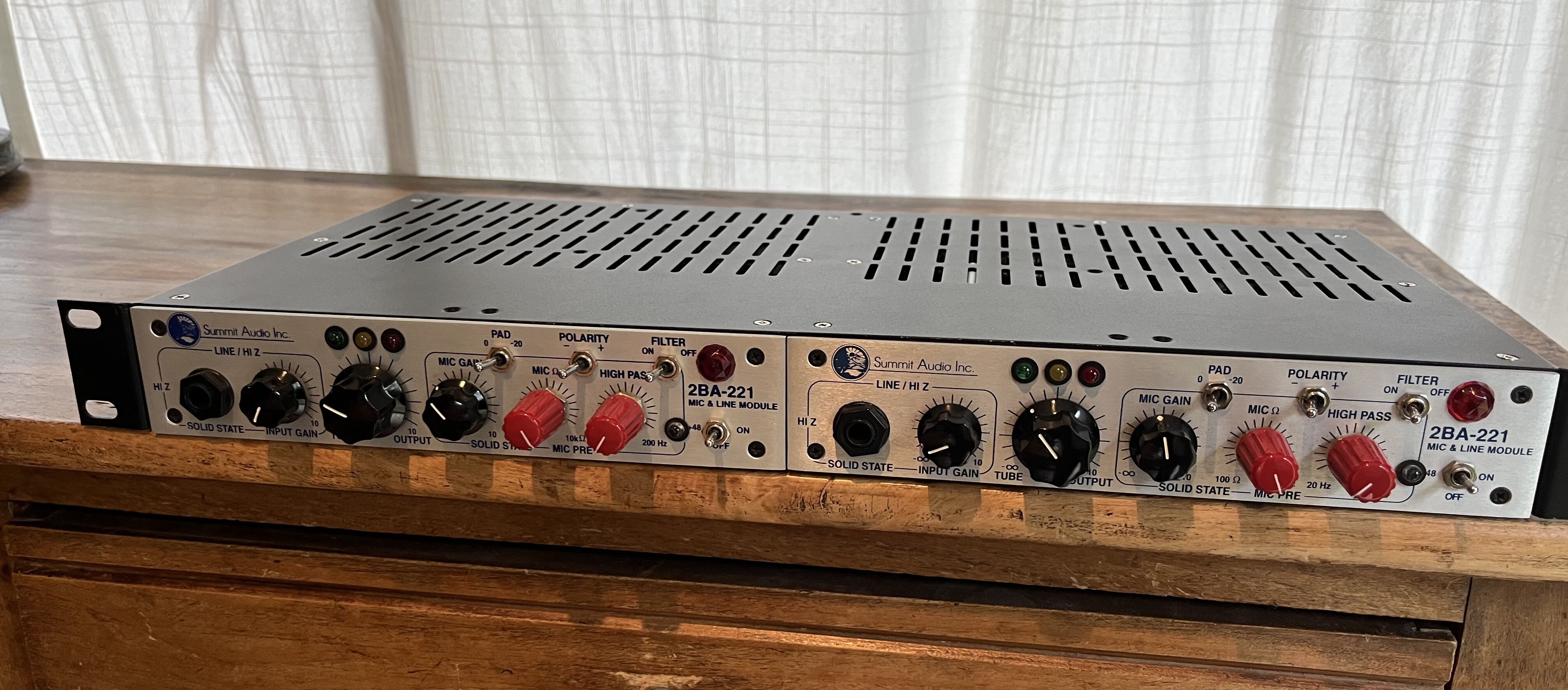 2BA-221 - Summit 2BA-221 - Audiofanzine