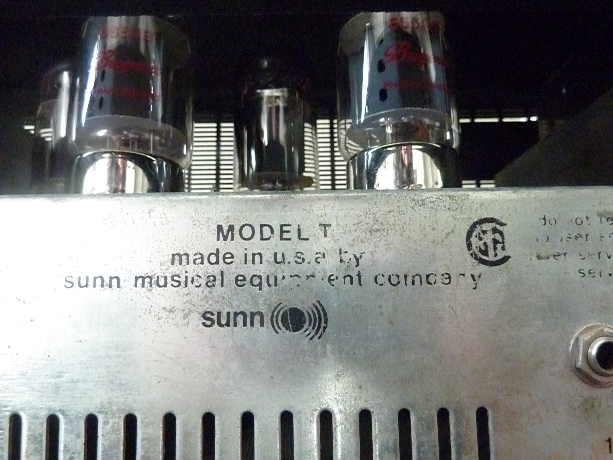 MODEL T - Sunn Model T - Audiofanzine