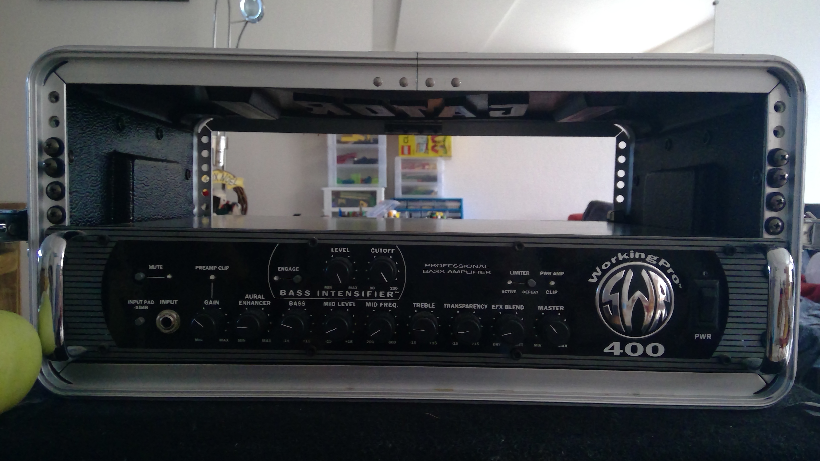 WorkingPro 400 - SWR WorkingPro 400 - Audiofanzine