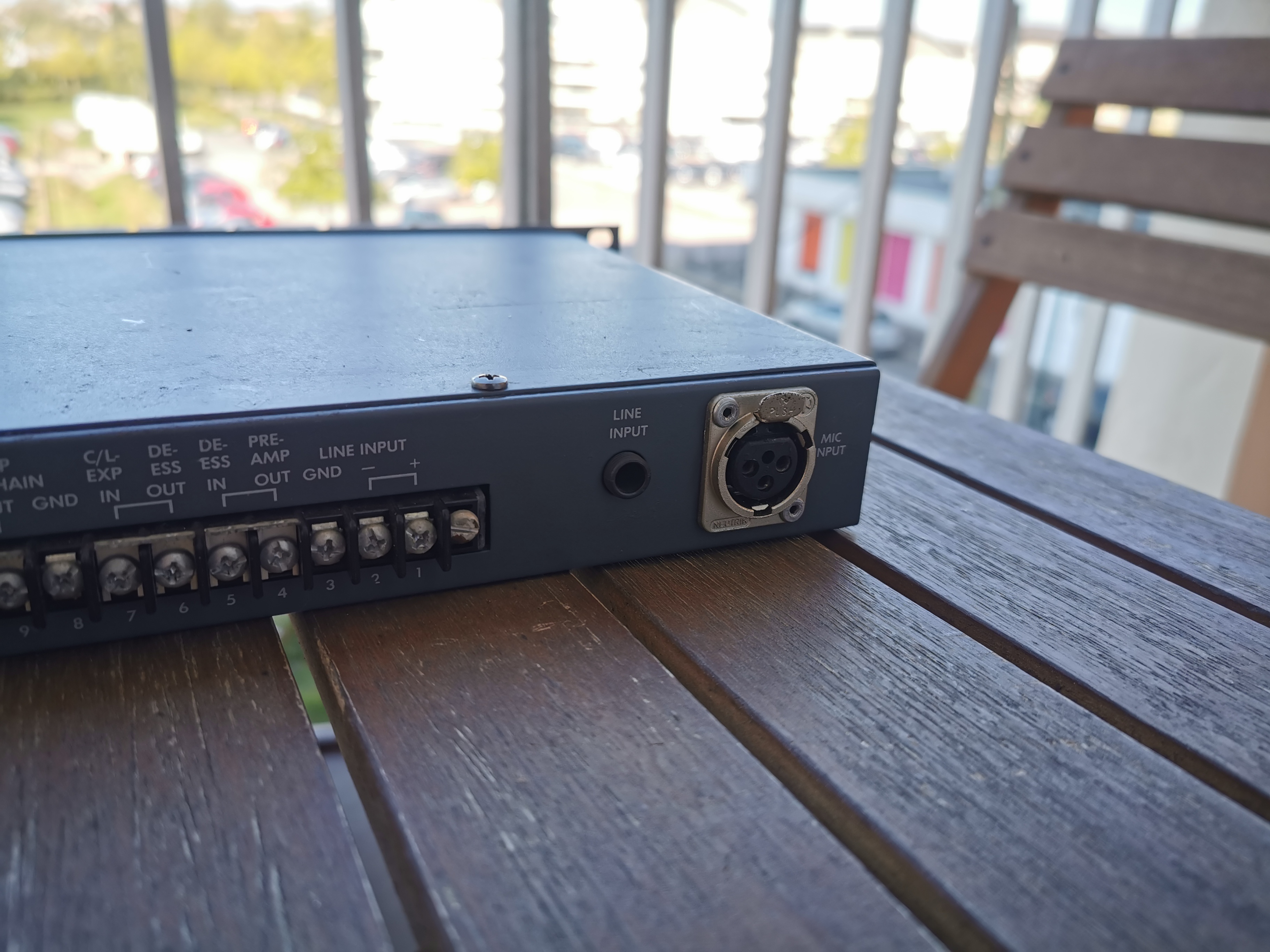 528 - Symetrix 528 - Audiofanzine