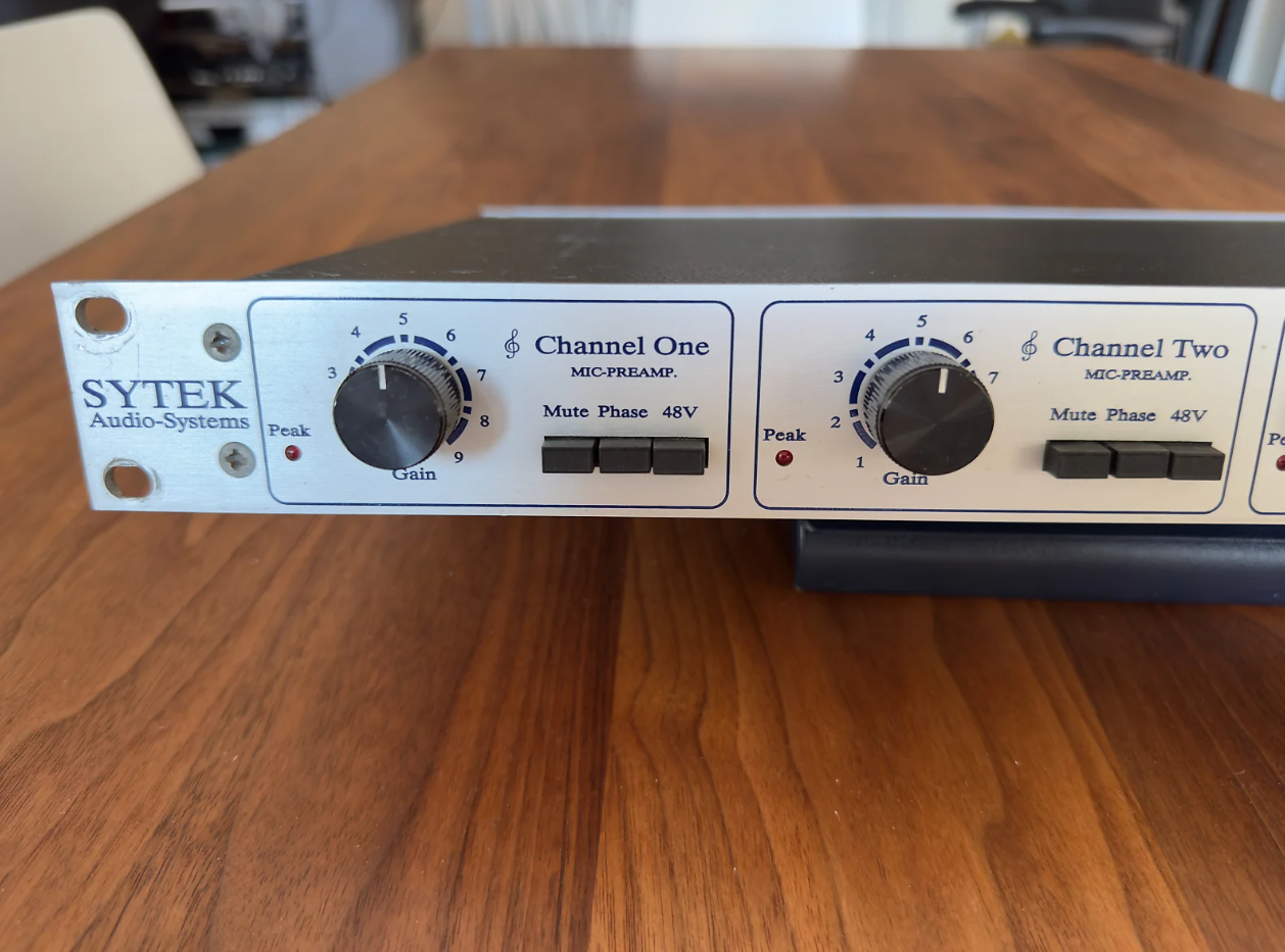 MPX-4A - Sytek Audio Systems MPX-4A - Audiofanzine